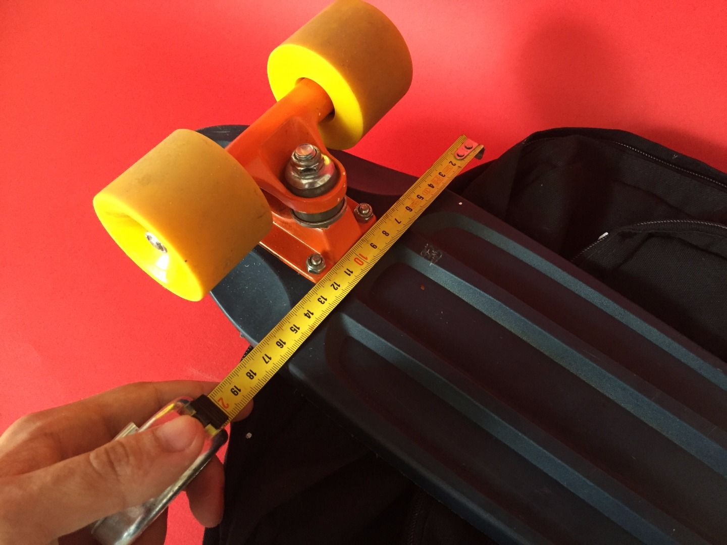 DIY Pennyboard Backpack : 11 Steps (with Pictures) - Instructables