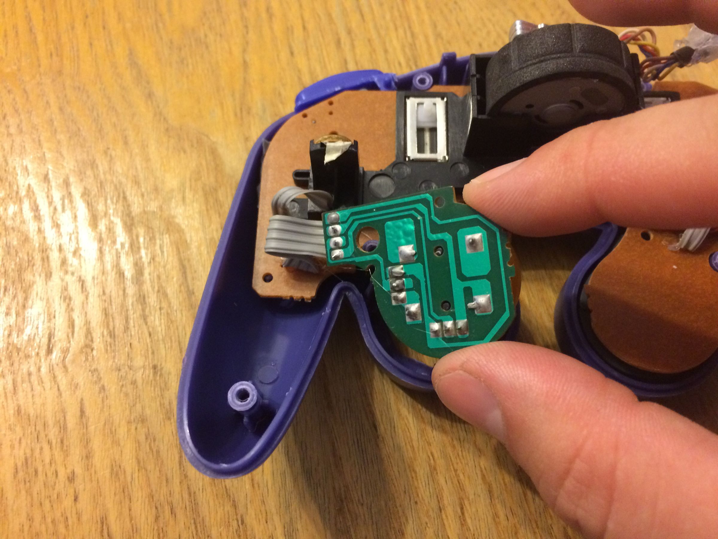 NES MAX D-pad Mod : 12 Steps - Instructables