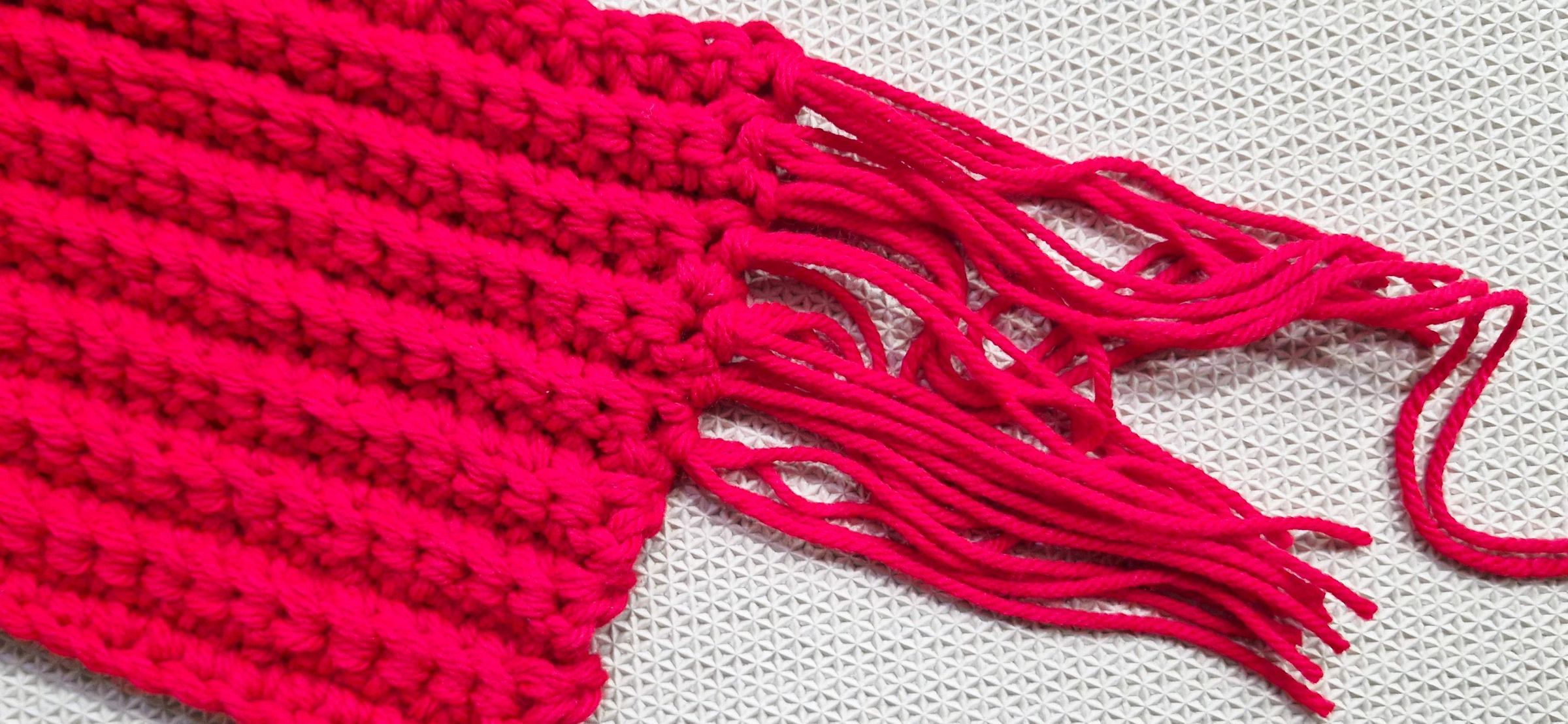 How to Make the Crochet Red Goblin Scarf : 6 Steps (with Pictures ...