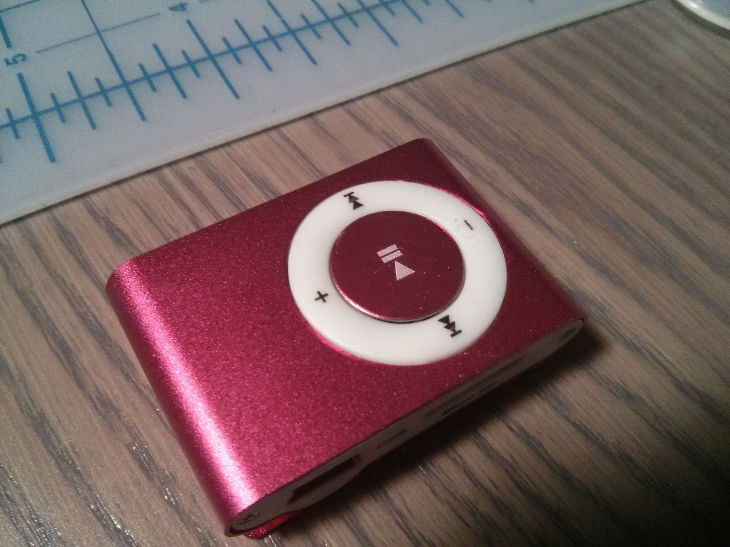 Headphone and MP3 Player Holder for Exhibiting Sound Art : 8 Steps ...