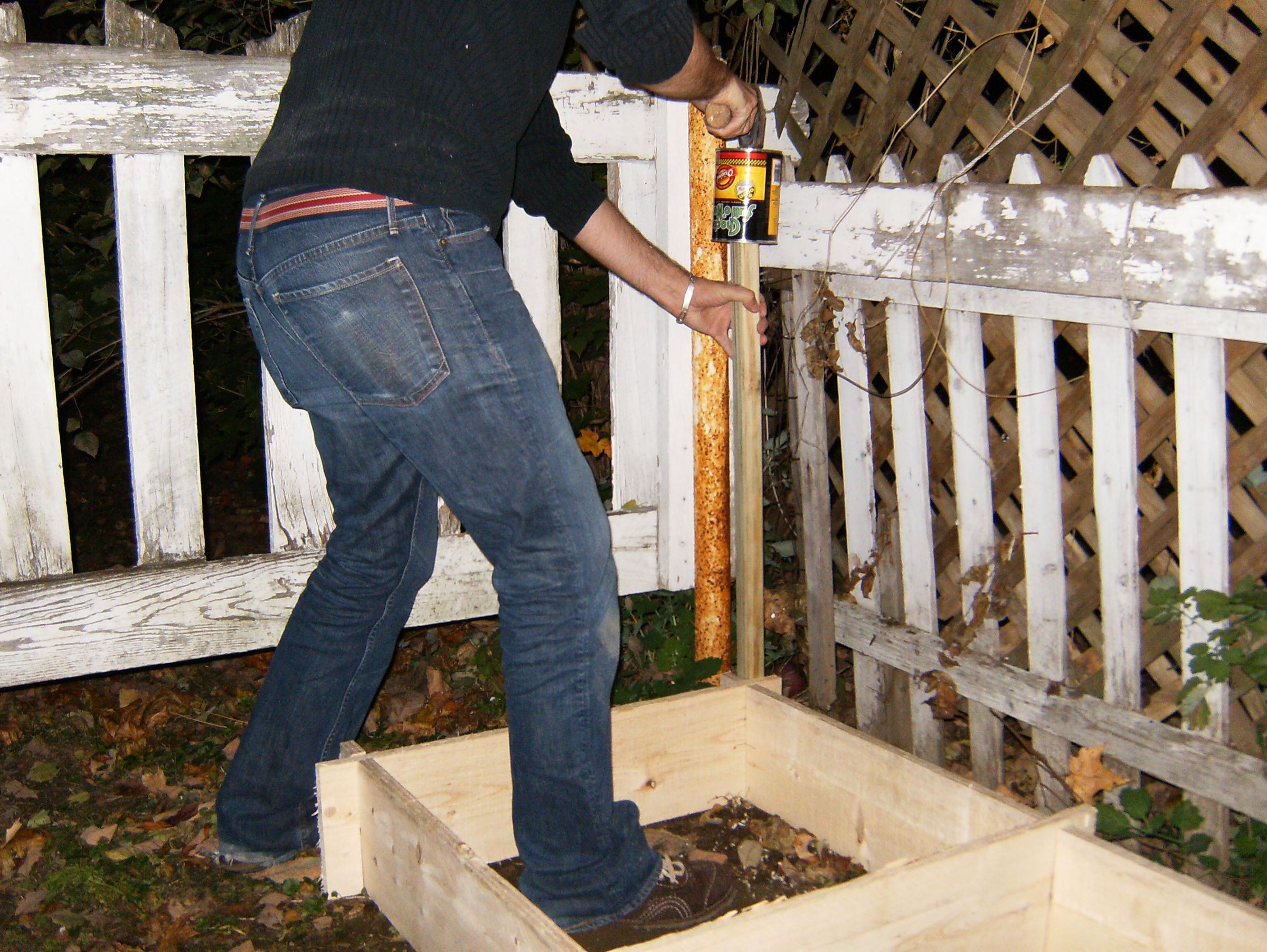 Twin Compost Bin : 7 Steps (with Pictures) - Instructables