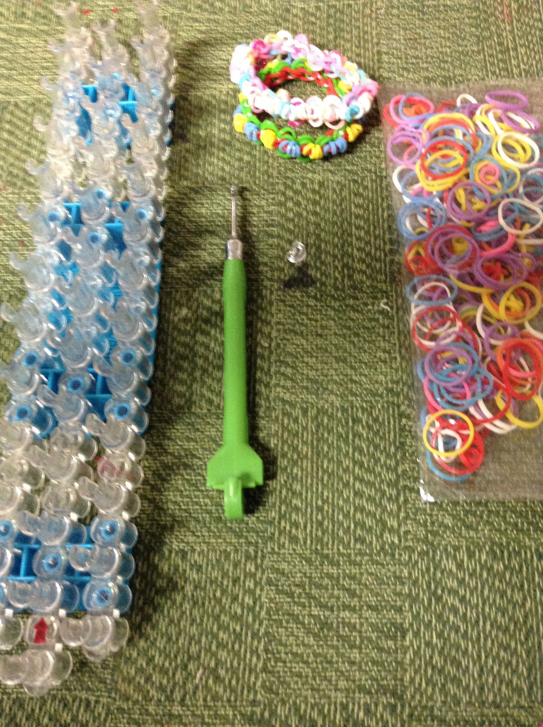 Macaroni Bracelet : 7 Steps - Instructables