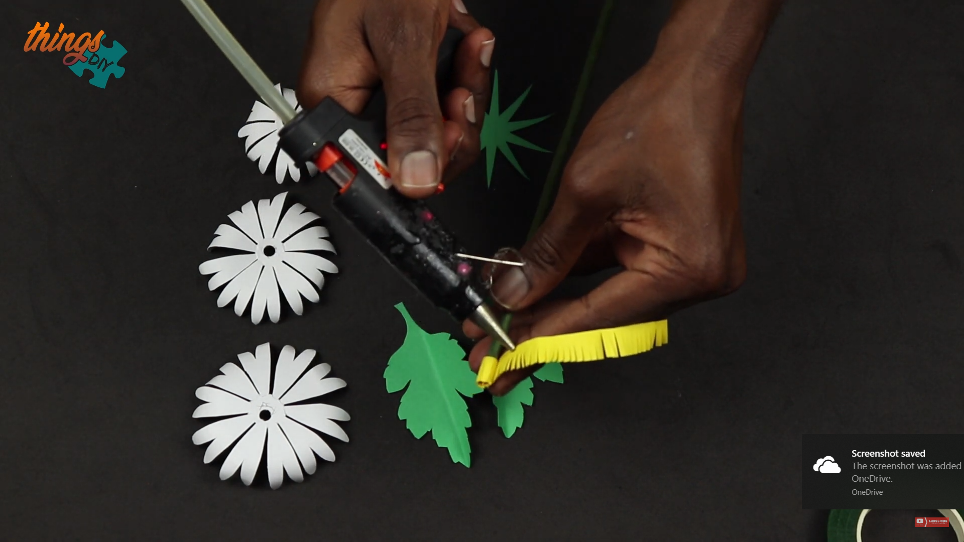 How to Make a Paper Daisy : 8 Steps - Instructables