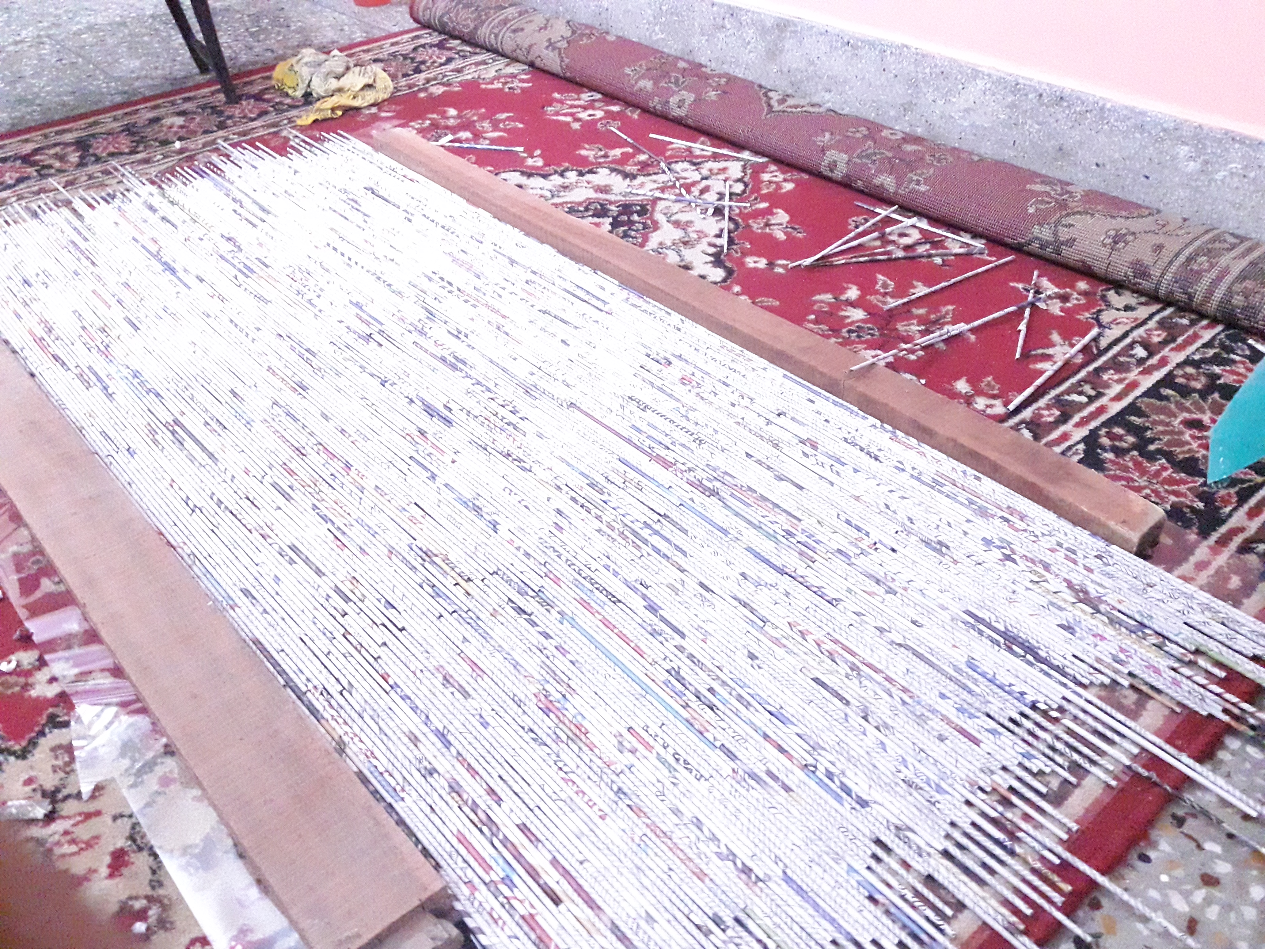 DIY PAPER TABLE : 4 Steps - Instructables