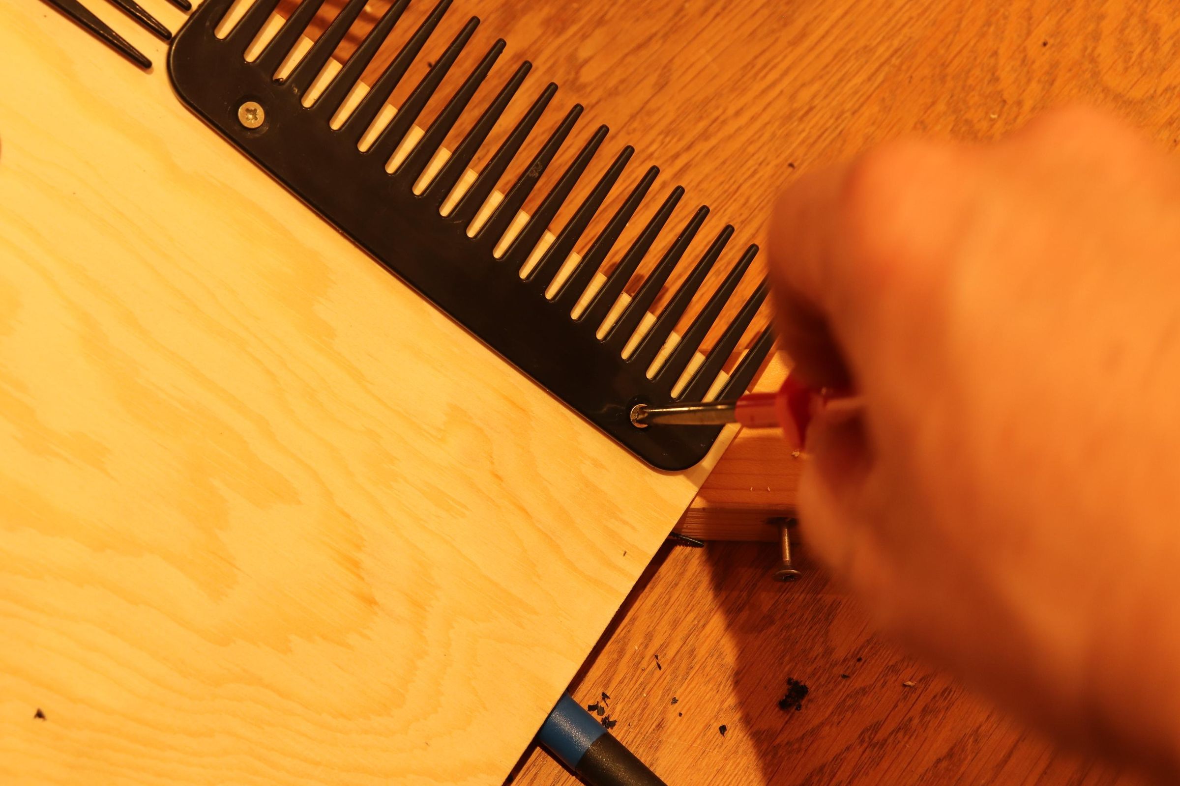 Grooming Comb for Cats : 4 Steps - Instructables