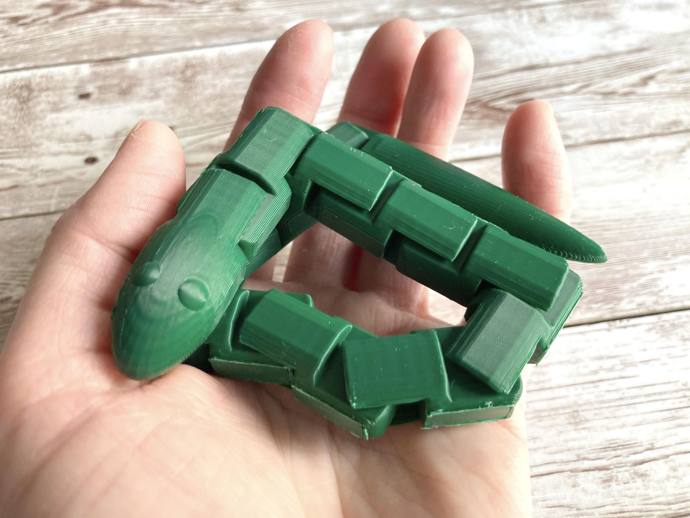 Articulated Snake : 3 Steps (with Pictures) - Instructables