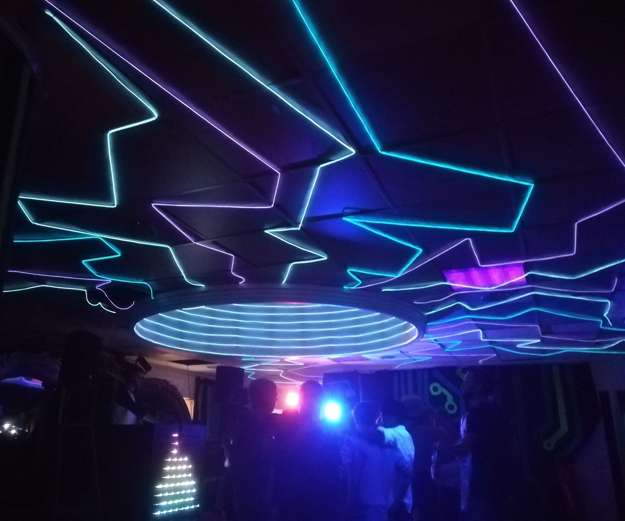 DMX Controlled EL Wire Ceiling : 9 Steps (with Pictures) - Instructables