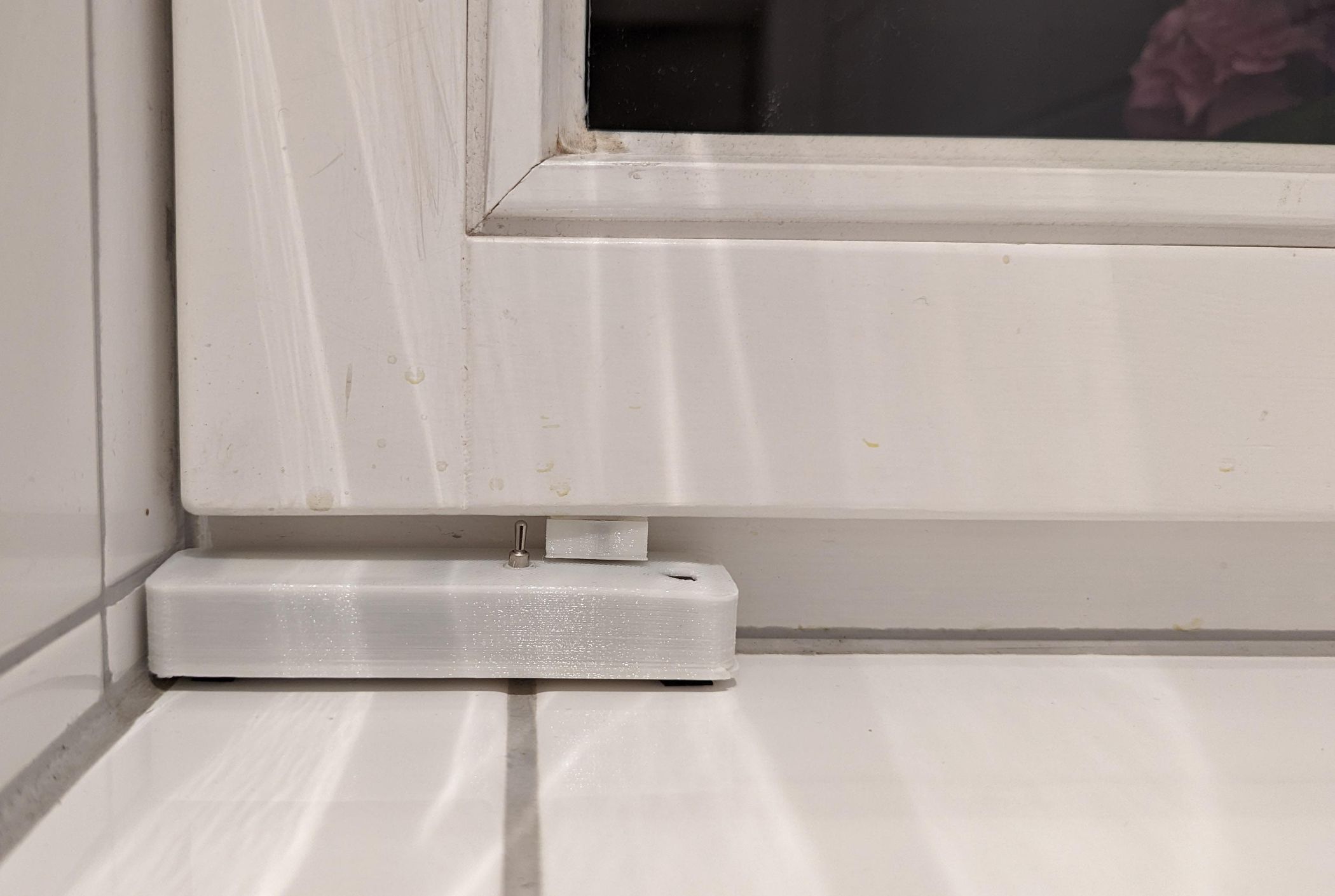 Energy Saving Device: Easy Open Window Alert : 5 Steps (with Pictures) - Instructables