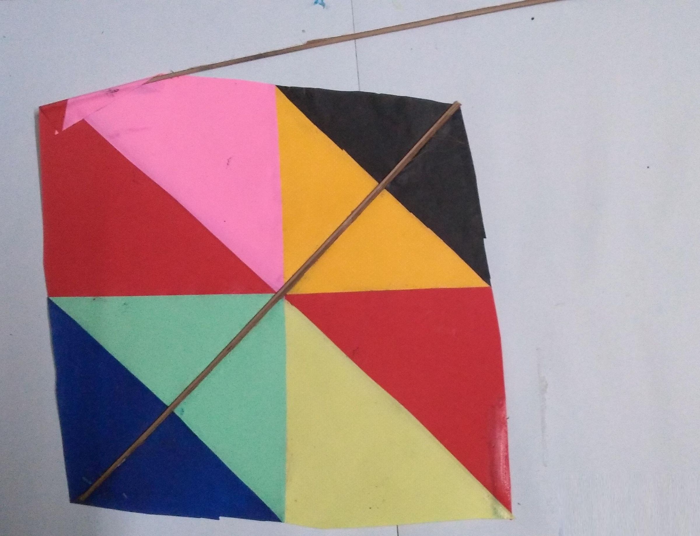 A Multi Color Premium Paper Kite : 8 Steps - Instructables