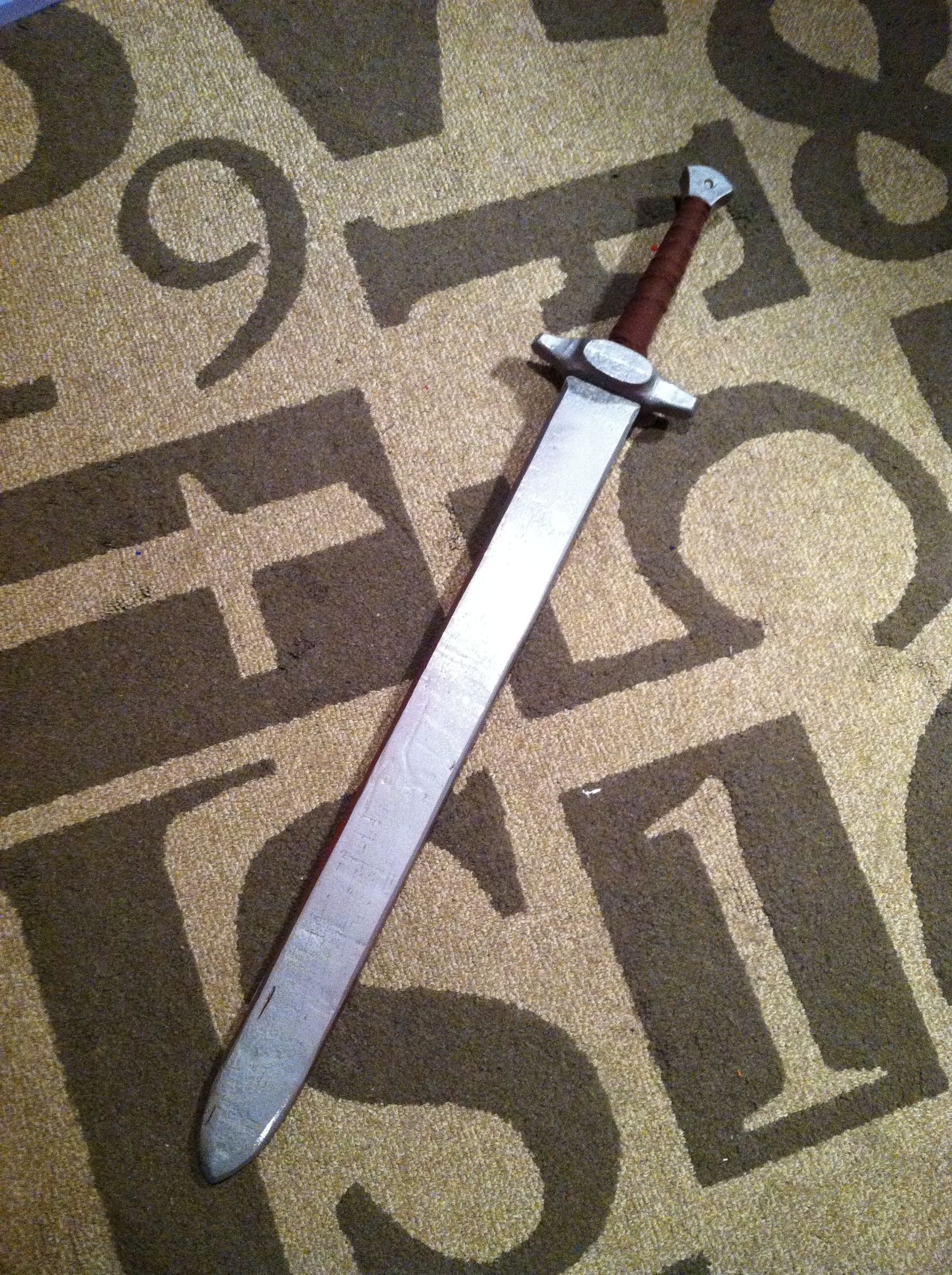 How to Make Link's Ordon Sword : 9 Steps (with Pictures) - Instructables