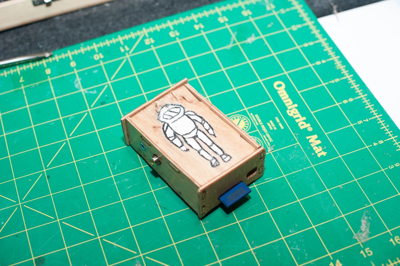 Simple Snap Together Raspberry Pi Wood Case : 7 Steps (with Pictures ...