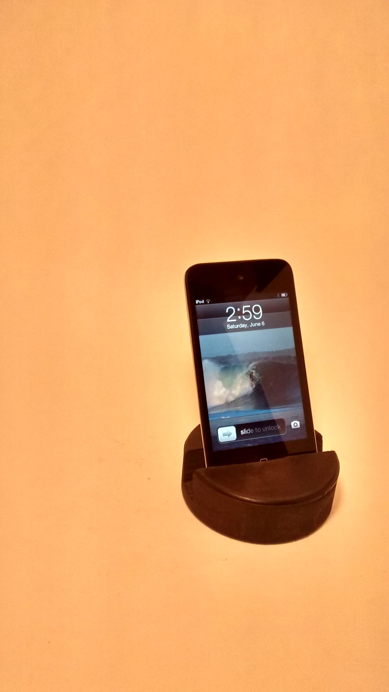 Hockey Puck Phone Stand-Minimalistic Version (v2.0) : 5 Steps (with ...