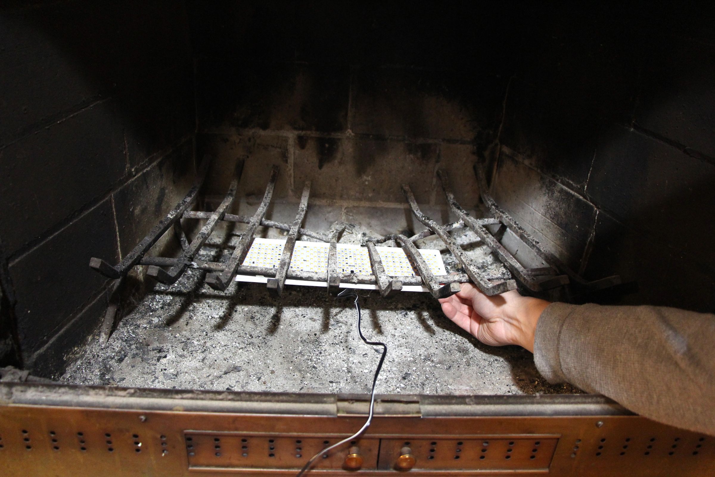 LED Fireplace Insert : 9 Steps (with Pictures) - Instructables