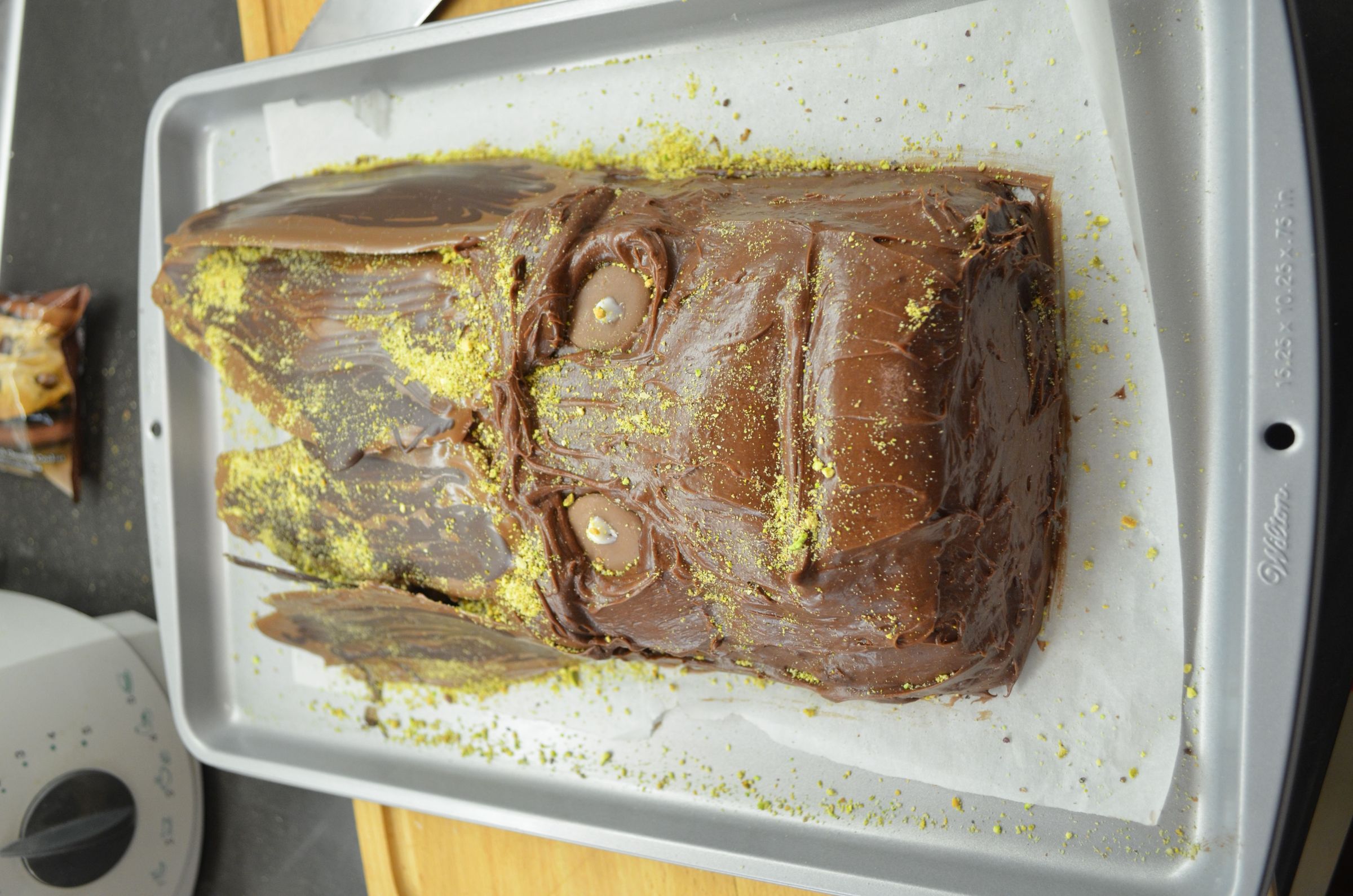 Galactic Groot Yule Log : 6 Steps (with Pictures) - Instructables