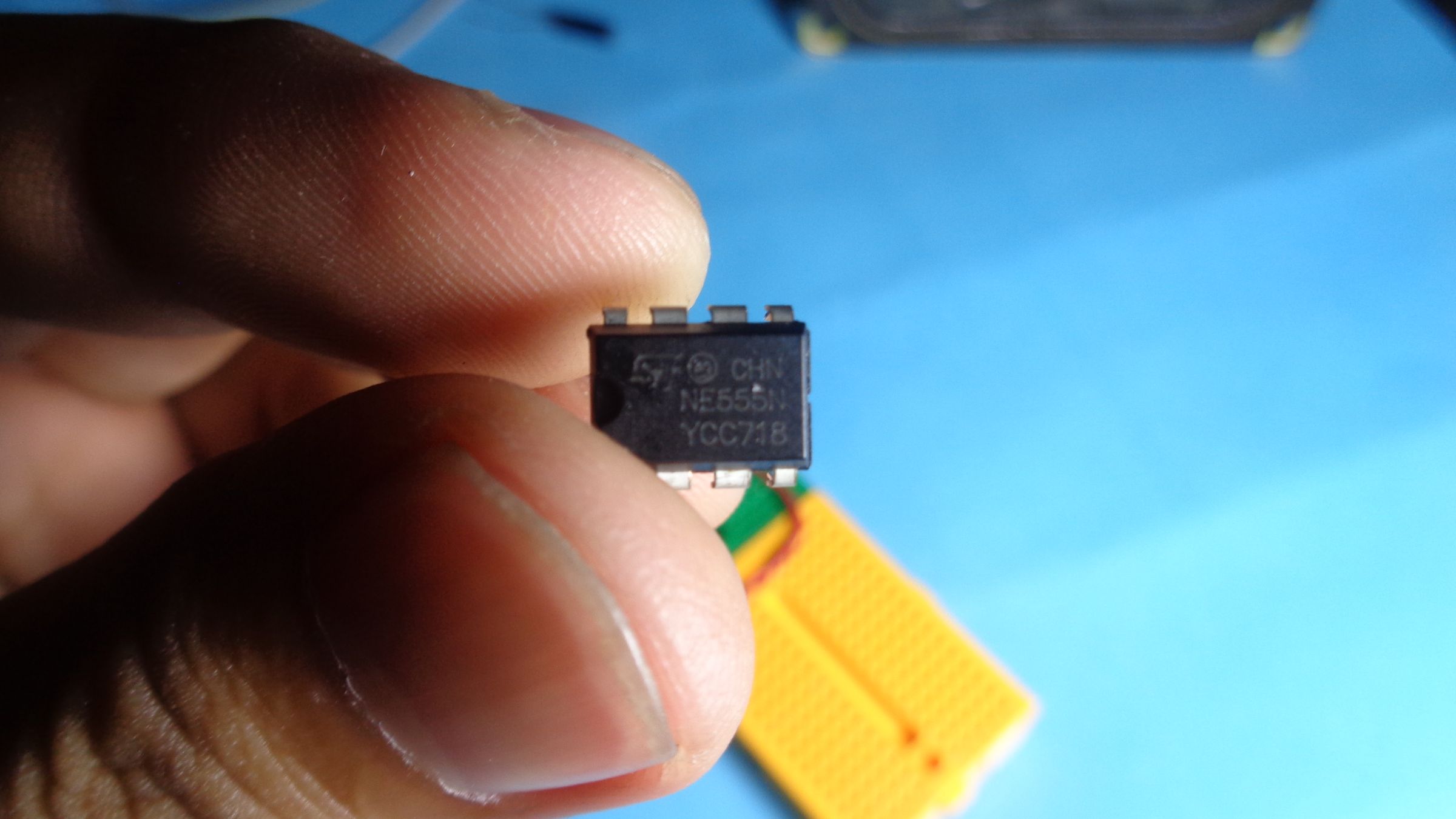 Modular Mini Breadboards : 5 Steps - Instructables