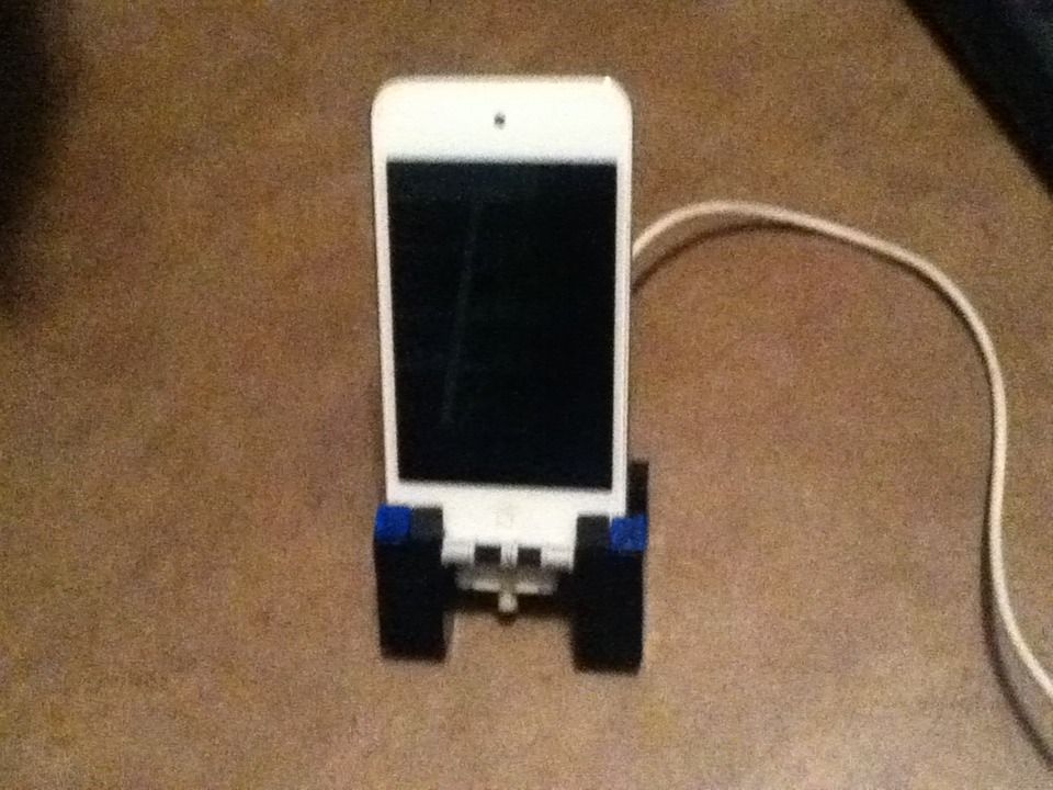Lego IPod/iPhone Charging Dock : 5 Steps - Instructables