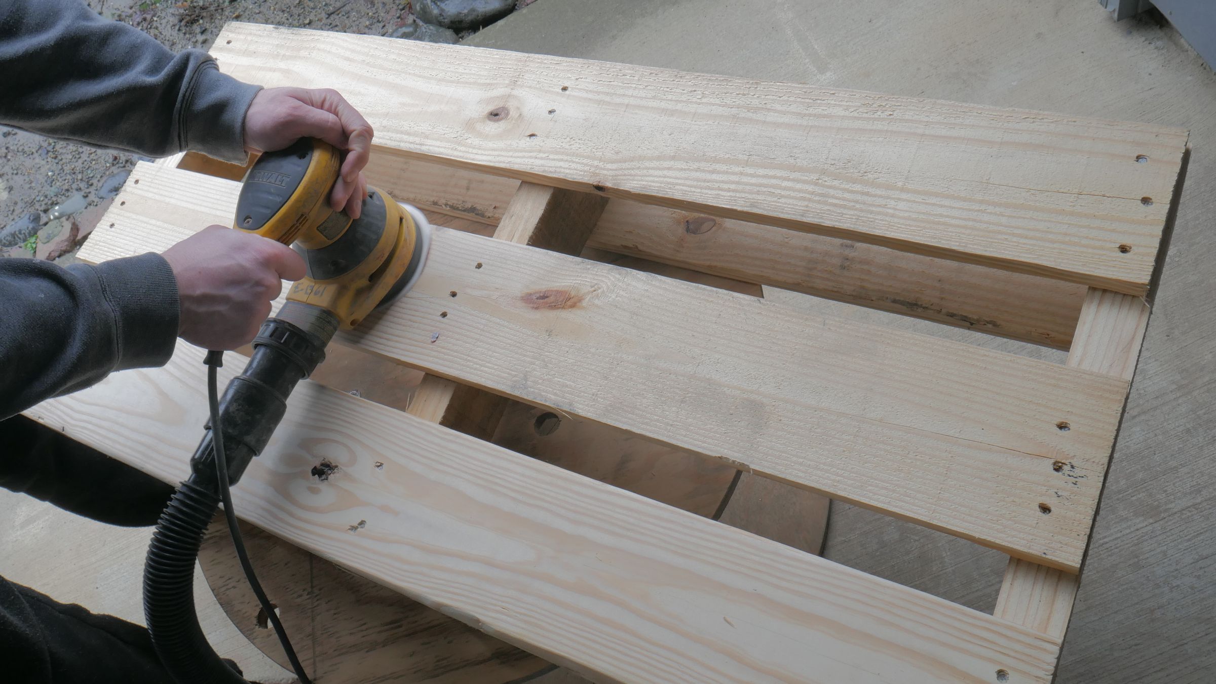 Pallet Coffee Table : 6 Steps (with Pictures) - Instructables