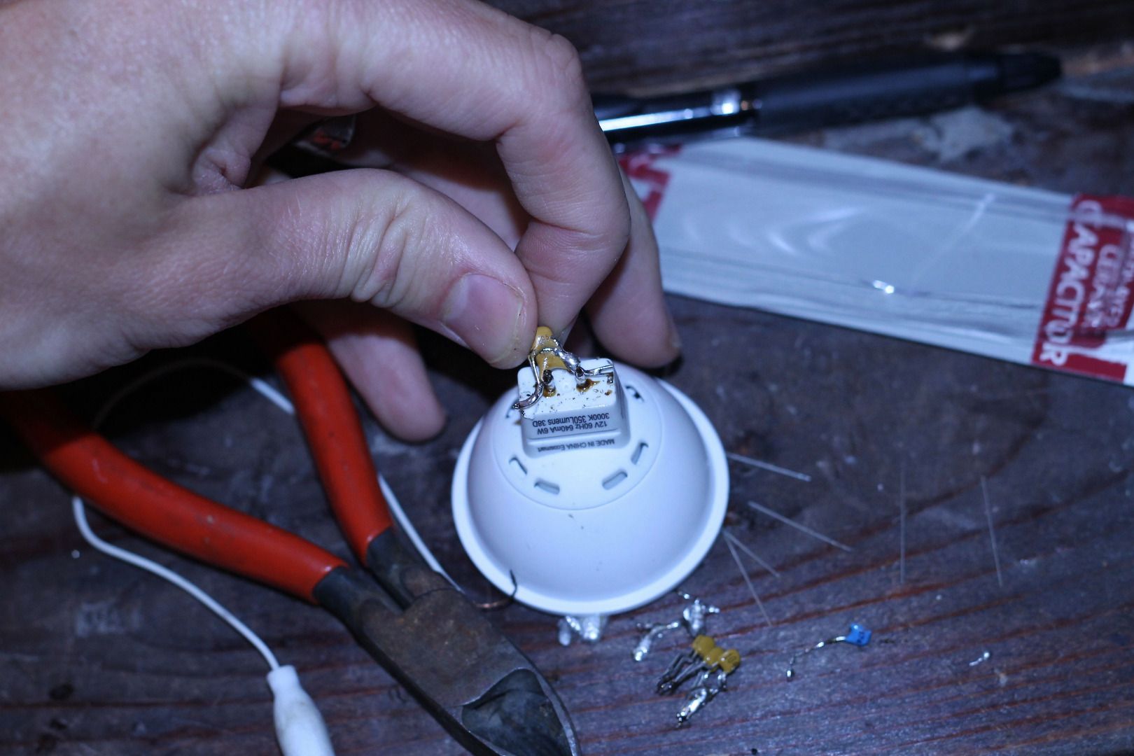 High-Range Wireless Power : 9 Steps (with Pictures) - Instructables