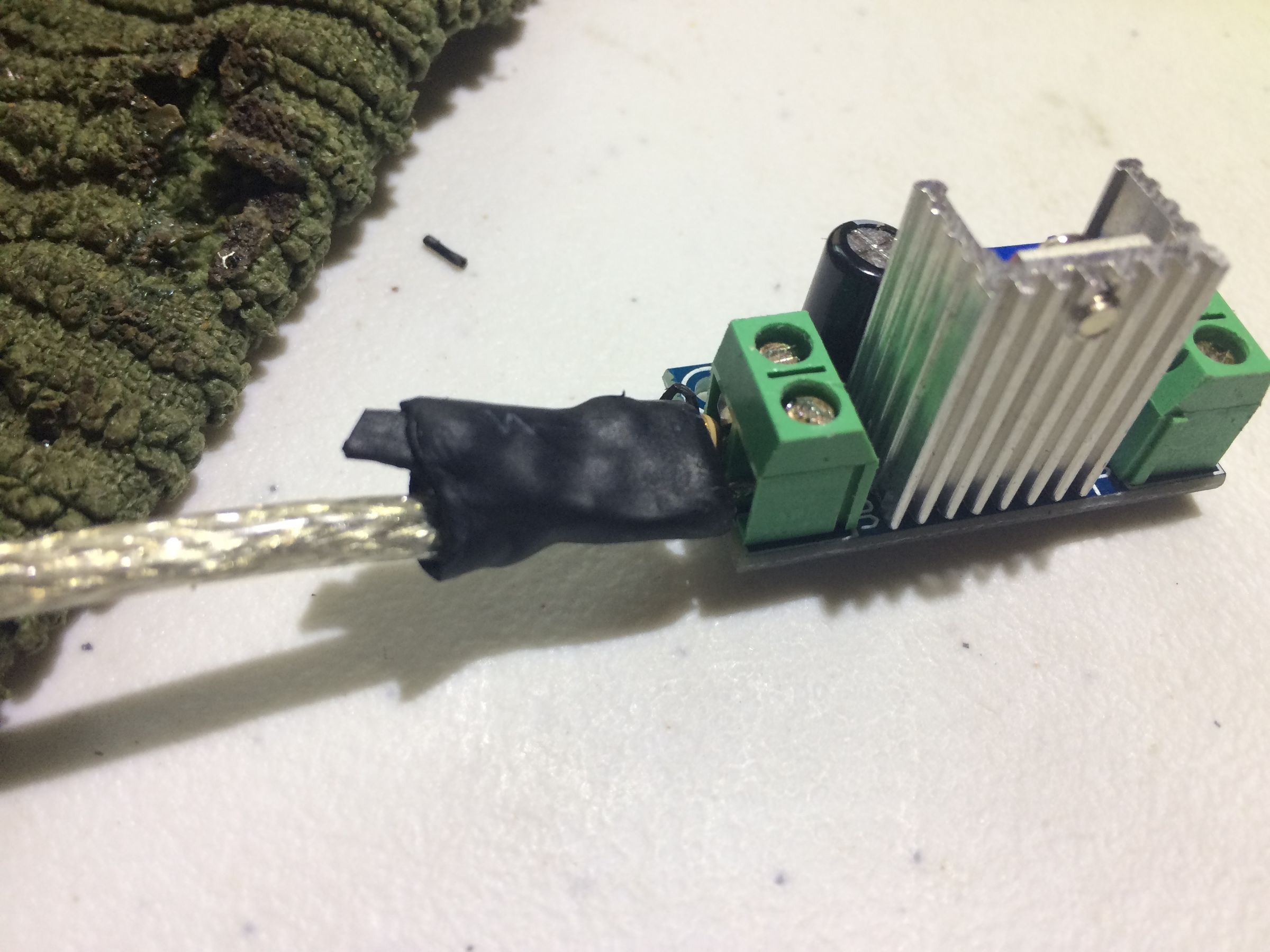 Portable Charger - 2 Ways to Make : 5 Steps (with Pictures) - Instructables