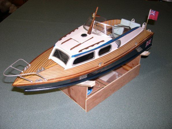 Modify a Model Boat: Fairey Huntress : 7 Steps - Instructables
