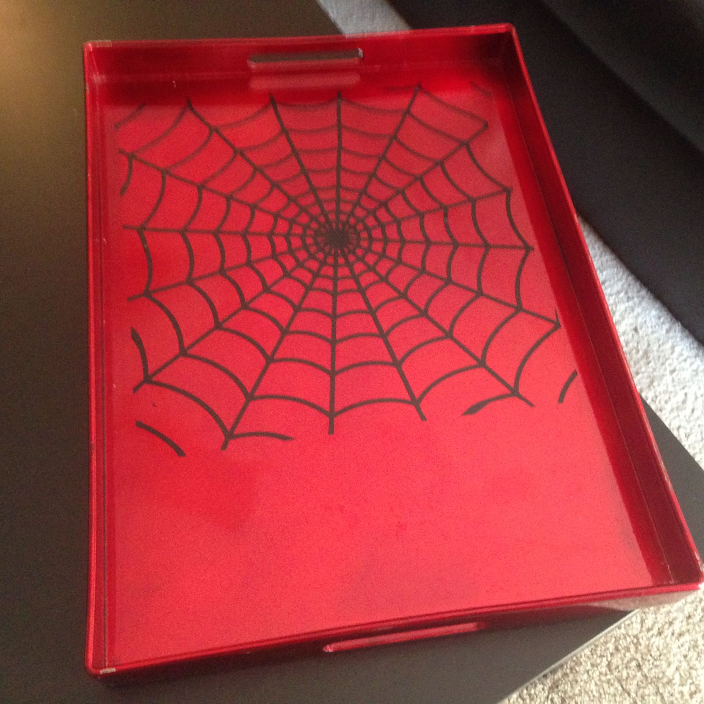 Spider-Man Vinyl Tray Cover : 9 Steps (with Pictures) - Instructables