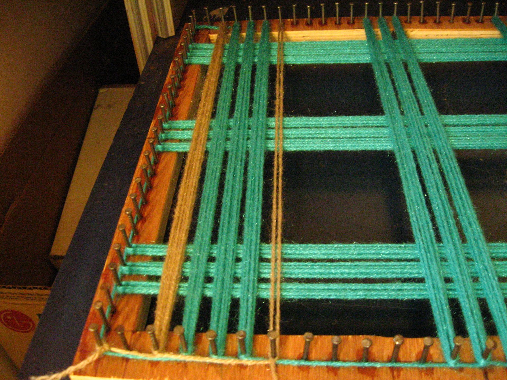 How to Weave a Small Table Mat With Home Made Loom : 13 Steps (with ...