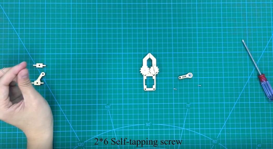 How to Use a Few Pieces of Wood to Assemble Into a Cute and Powerful ...