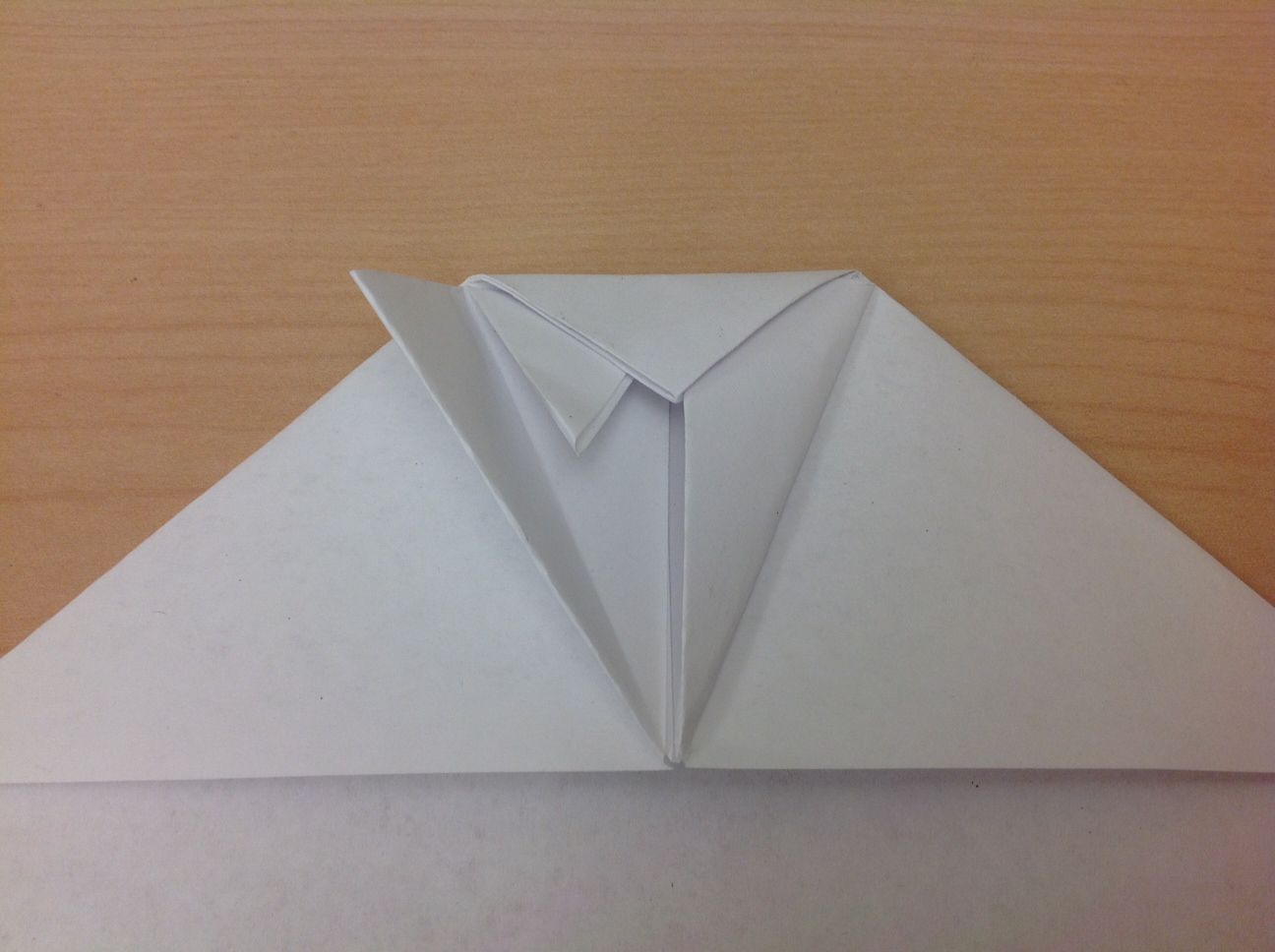 How to Make an Aerobatic Paper Airplane : 6 Steps - Instructables