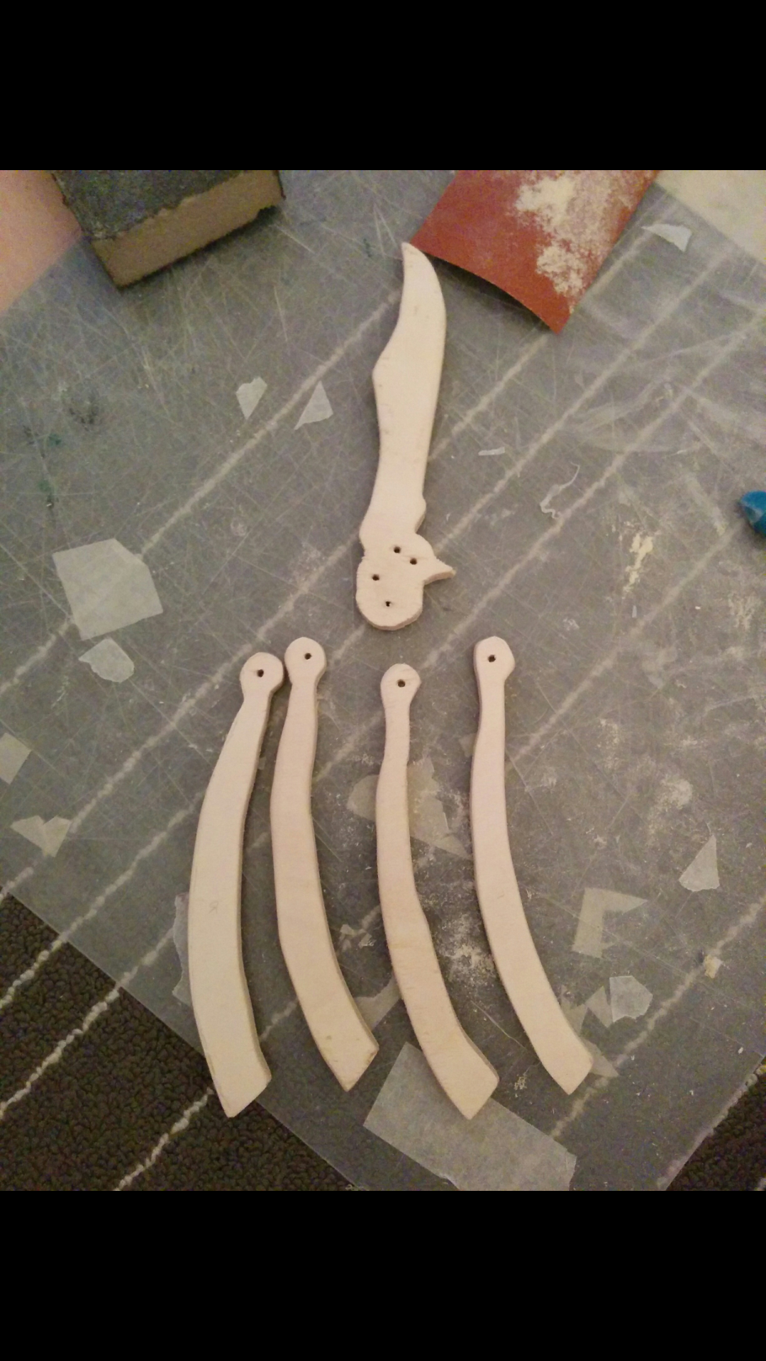 Wooden | Butterfly Knife ★ : 7 Steps (with Pictures) - Instructables