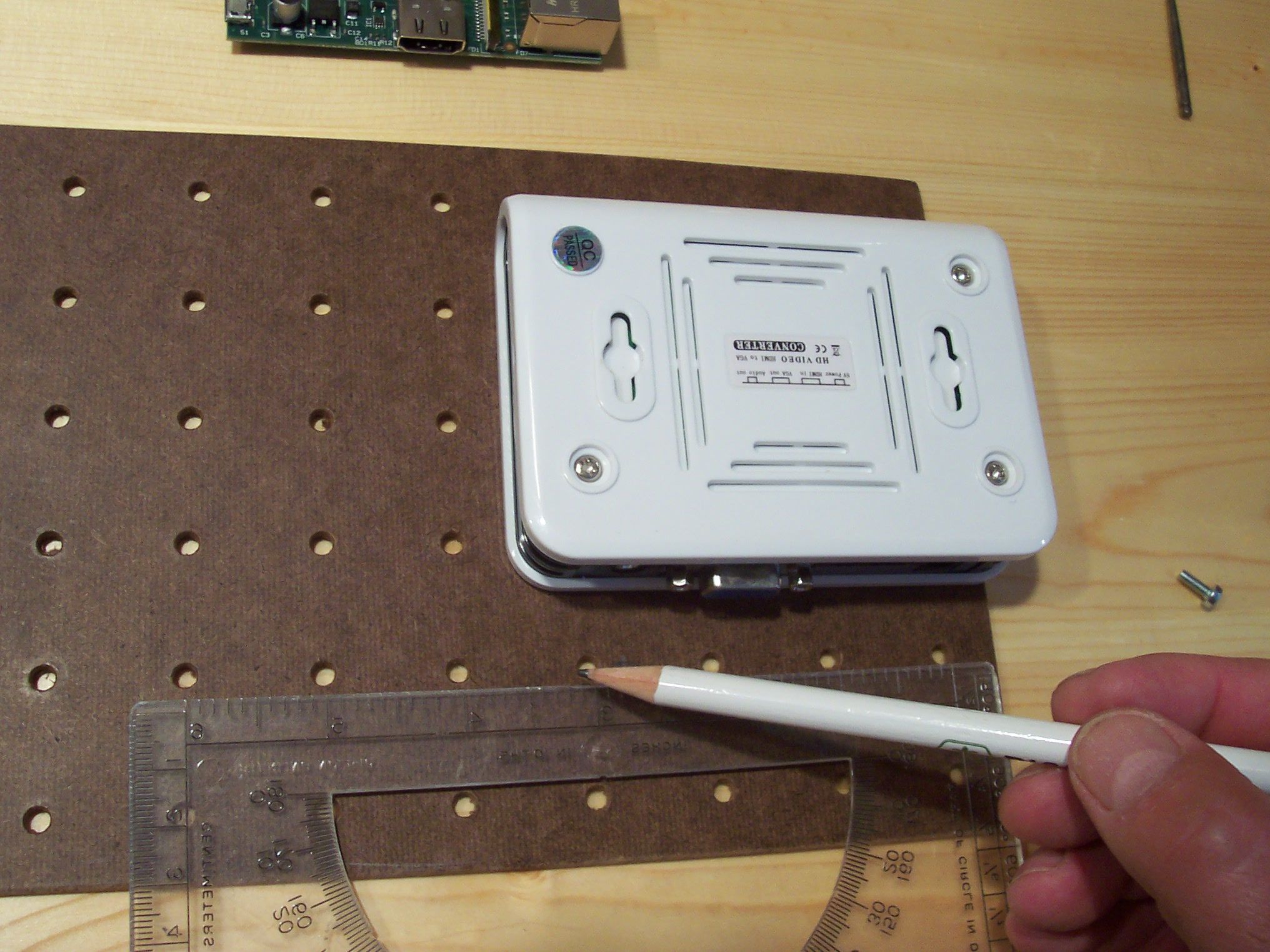 Back-of-Monitor Raspberry Pi Mount : 4 Steps - Instructables