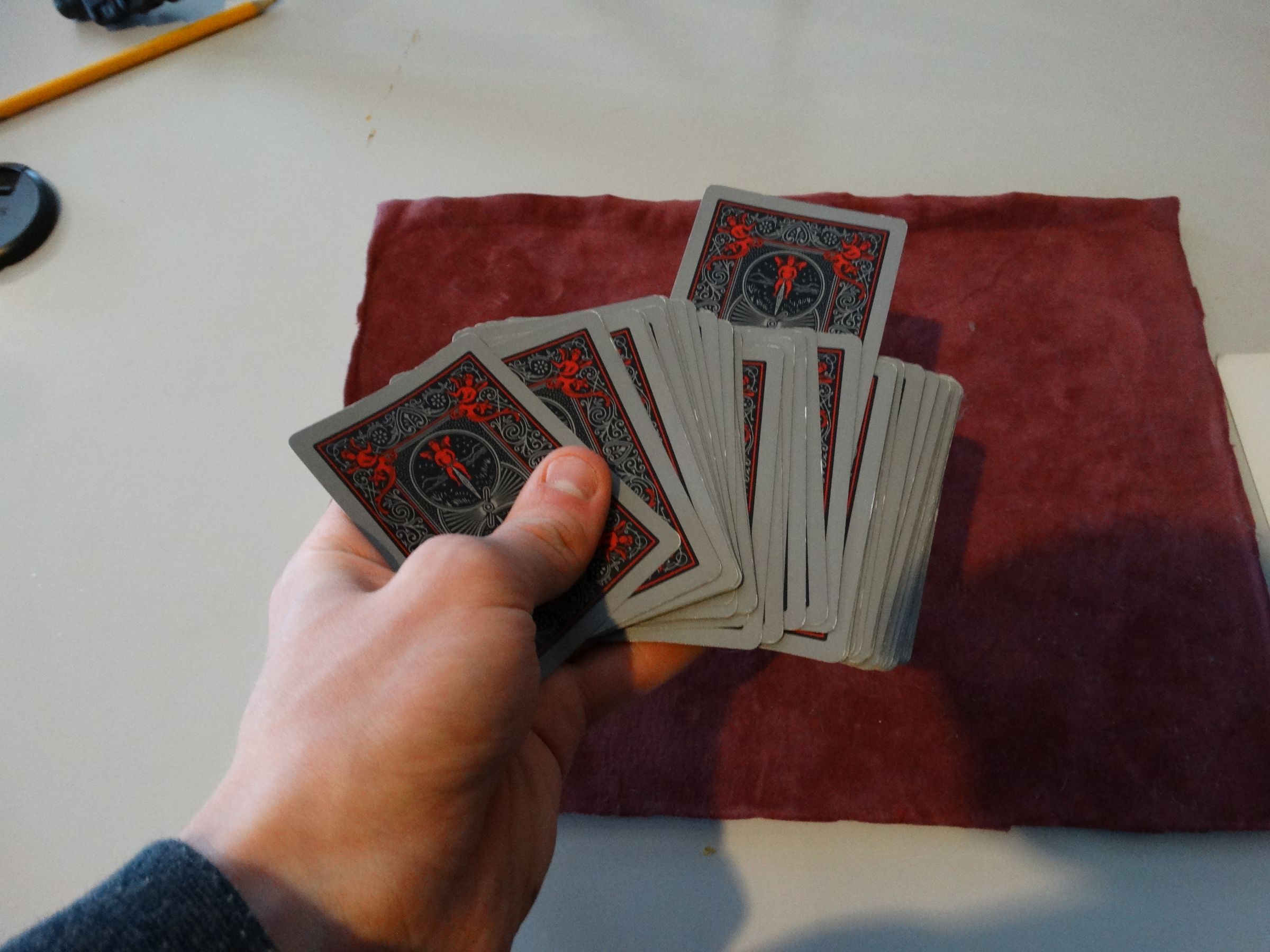 How to Do Funny Card Tric : 4 Steps - Instructables