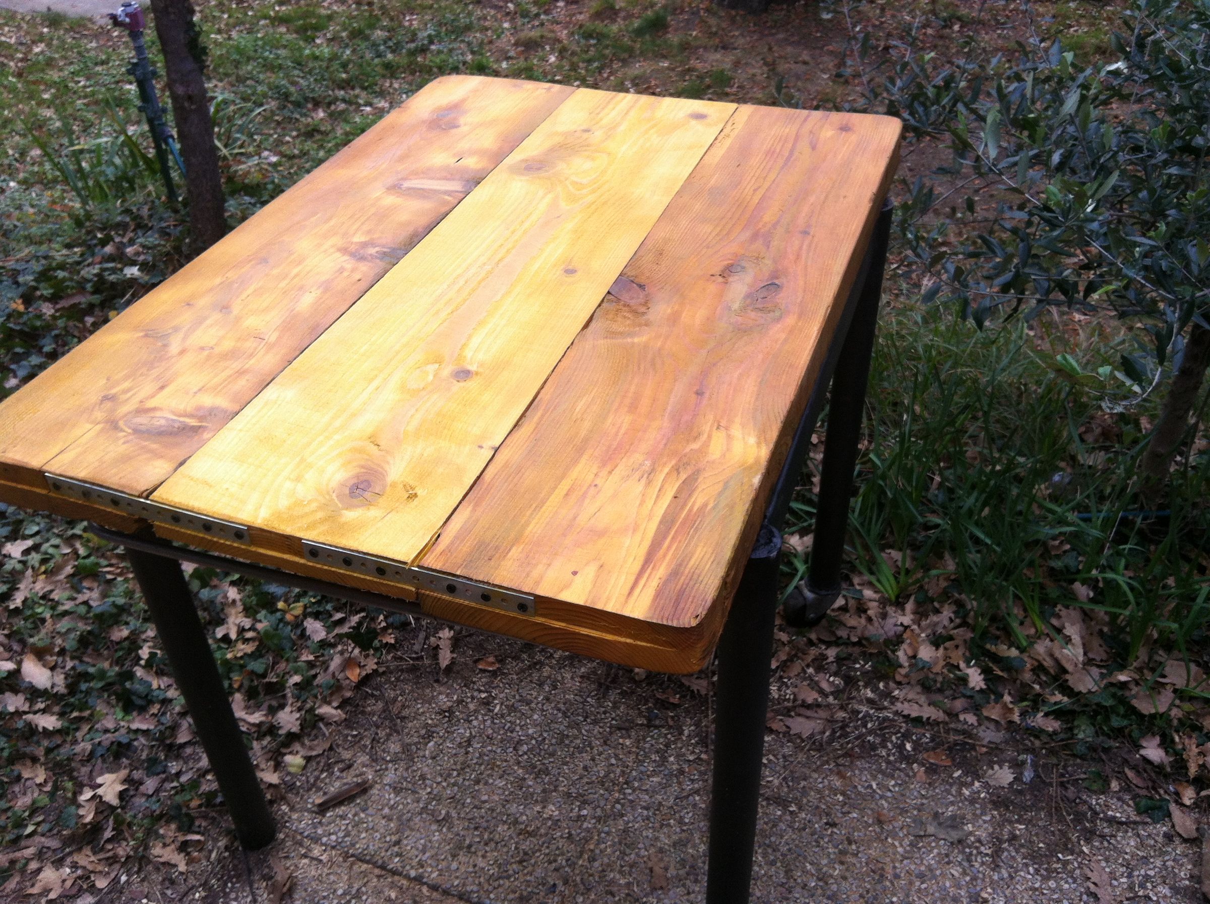 Work Bench / Pic Nic Table : 5 Steps - Instructables