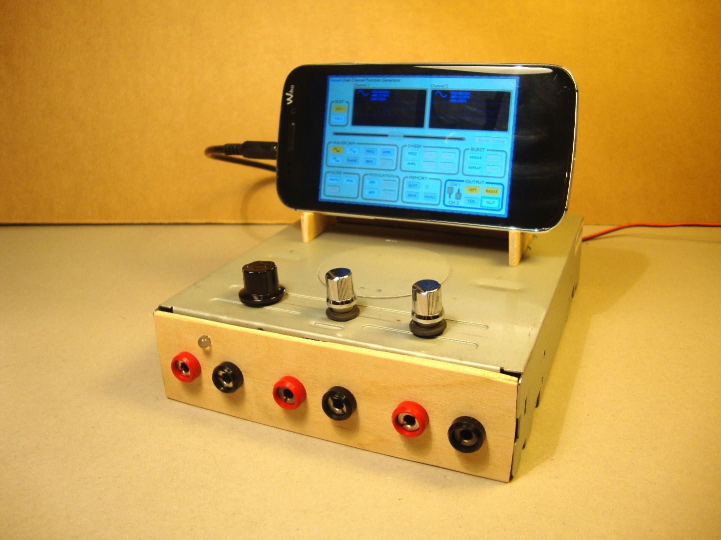 OscilloPhone: Use Your Smartphone As an Oscilloscope / Signal Generator ...