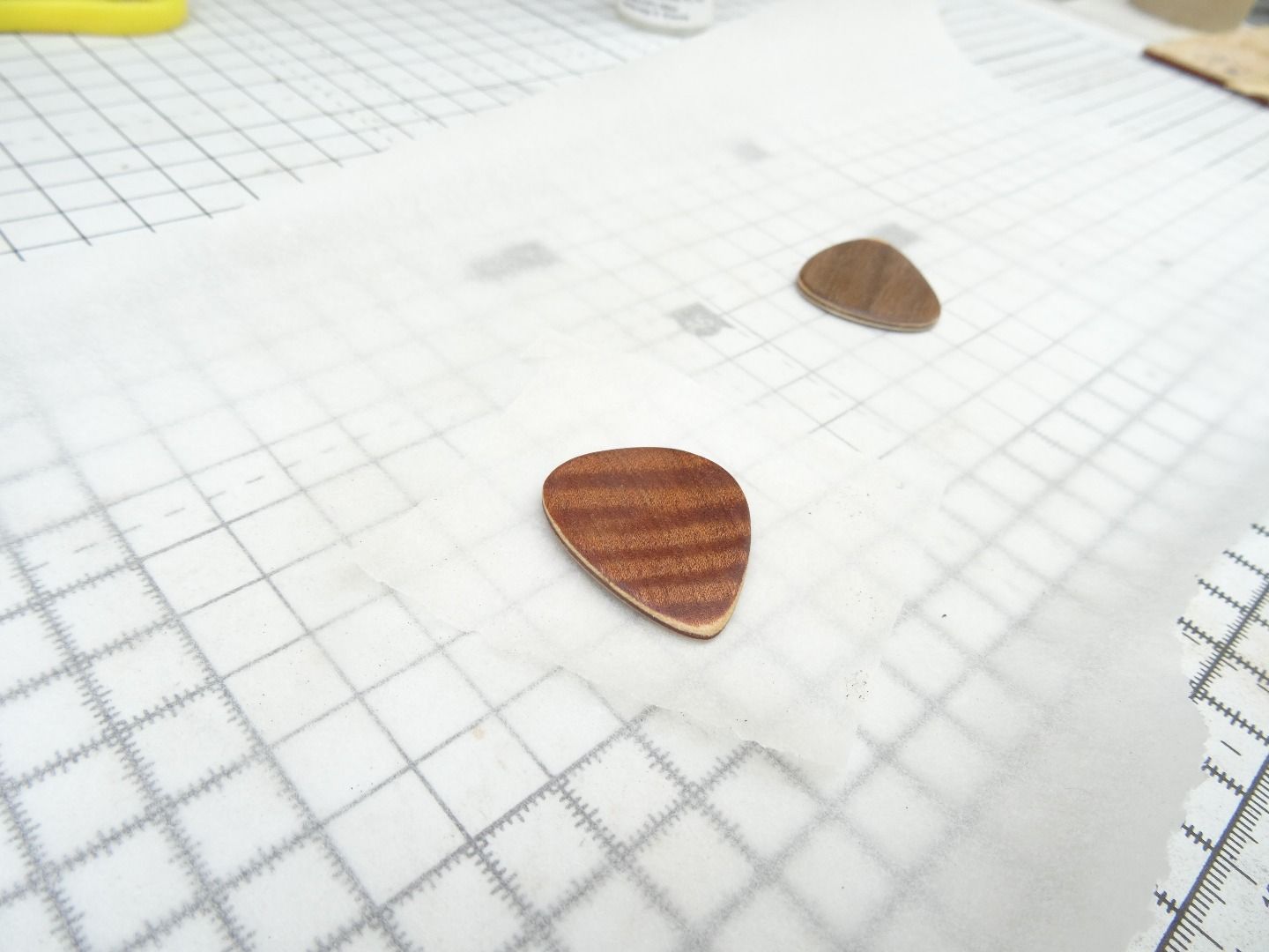 How to Make Wooden Guitar Picks With Wood Veneer : 4 Steps (with ...