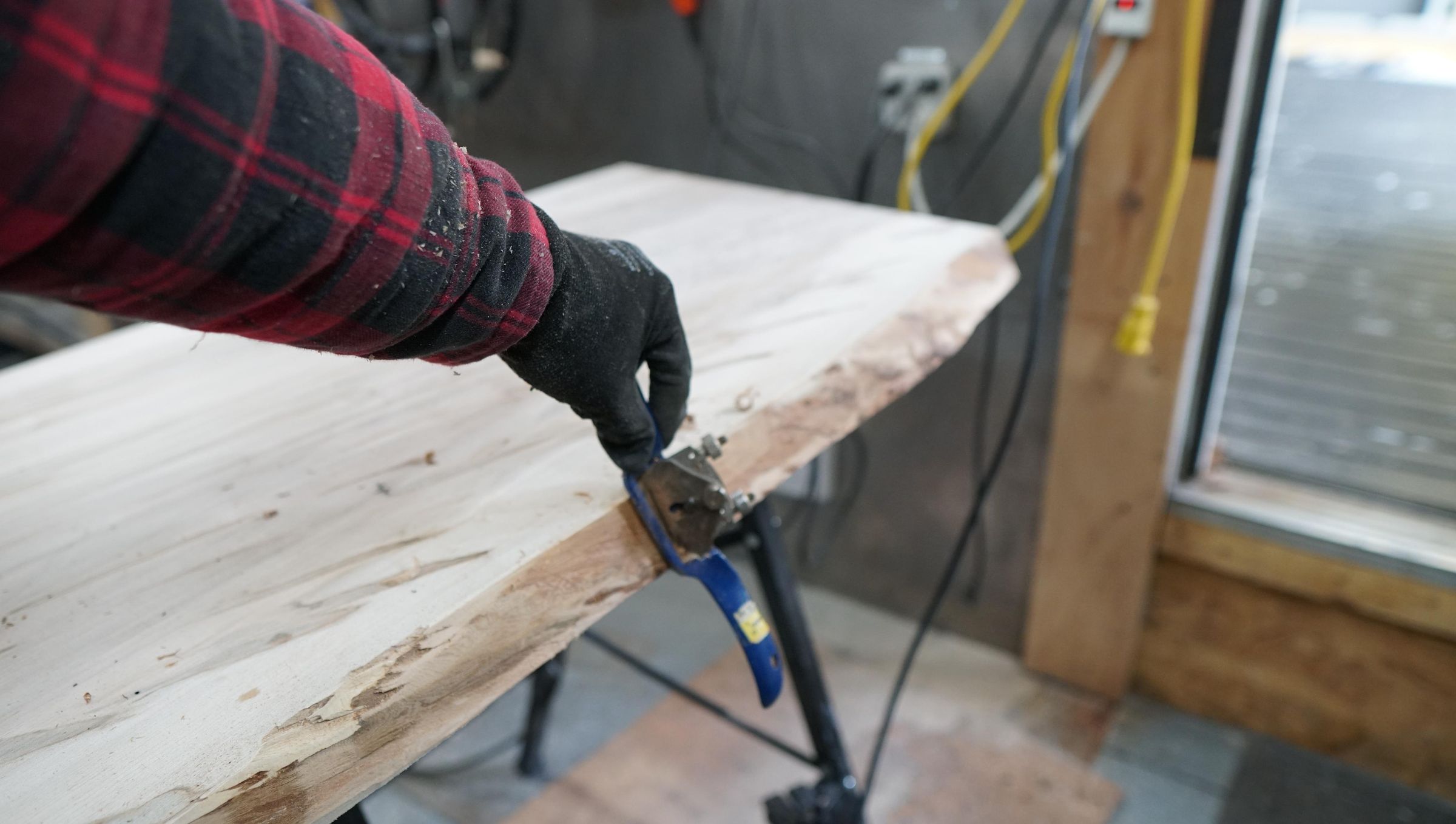 How to Make a Live Edge Desk : 5 Steps (with Pictures) - Instructables