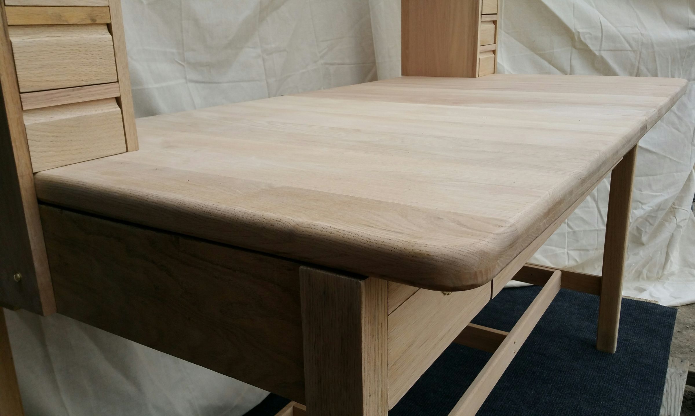 Three-Table Desk : 7 Steps (with Pictures) - Instructables