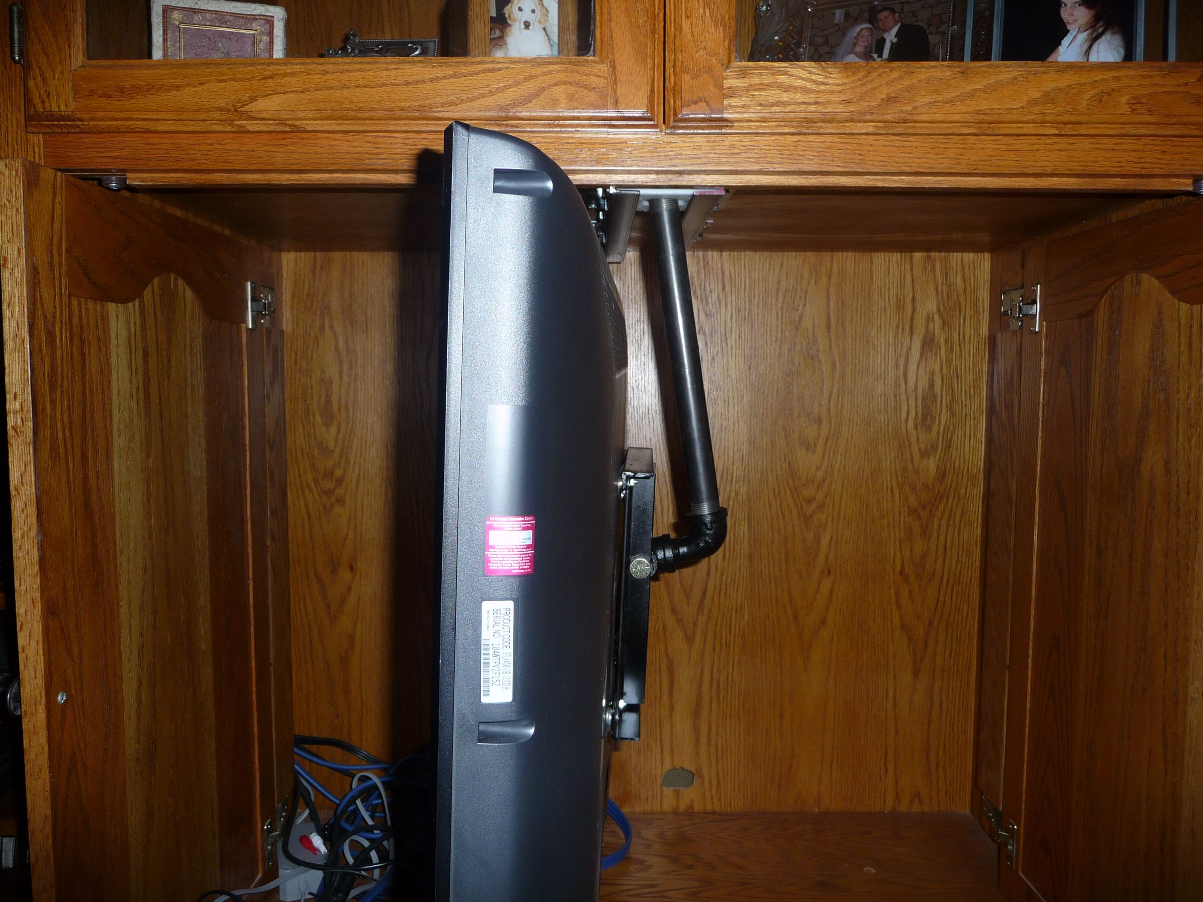 Sliding Ceiling TV Mount : 9 Steps (with Pictures) - Instructables