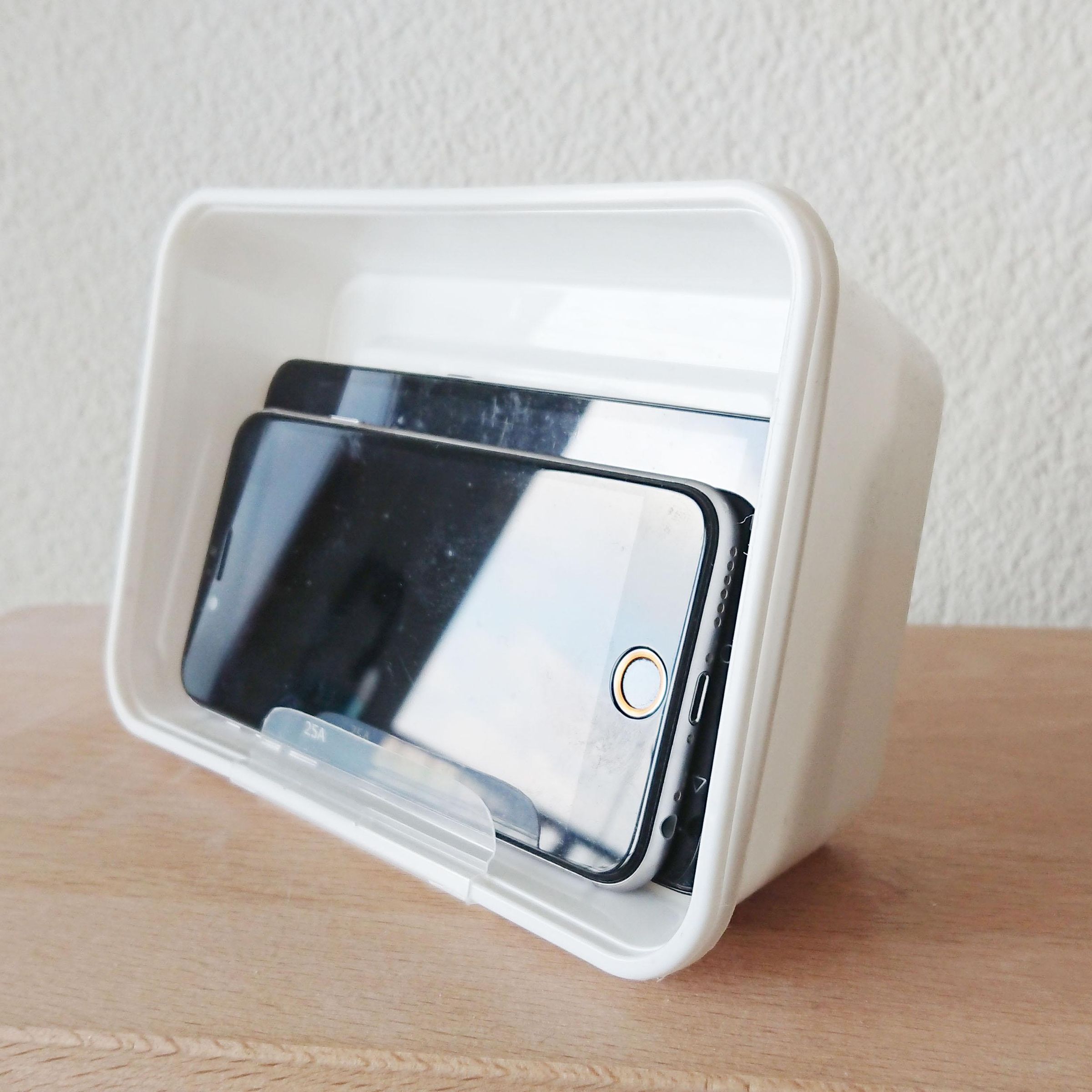 2 Minutes Upcycled Takeaway Box Phone Stand : 4 Steps (with Pictures ...