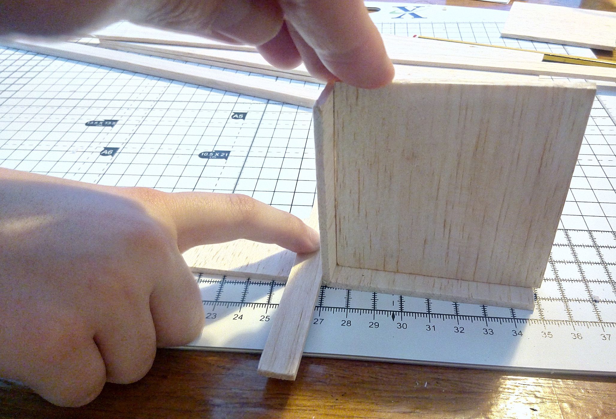 Easy Balsa Glider : 9 Steps (with Pictures) - Instructables