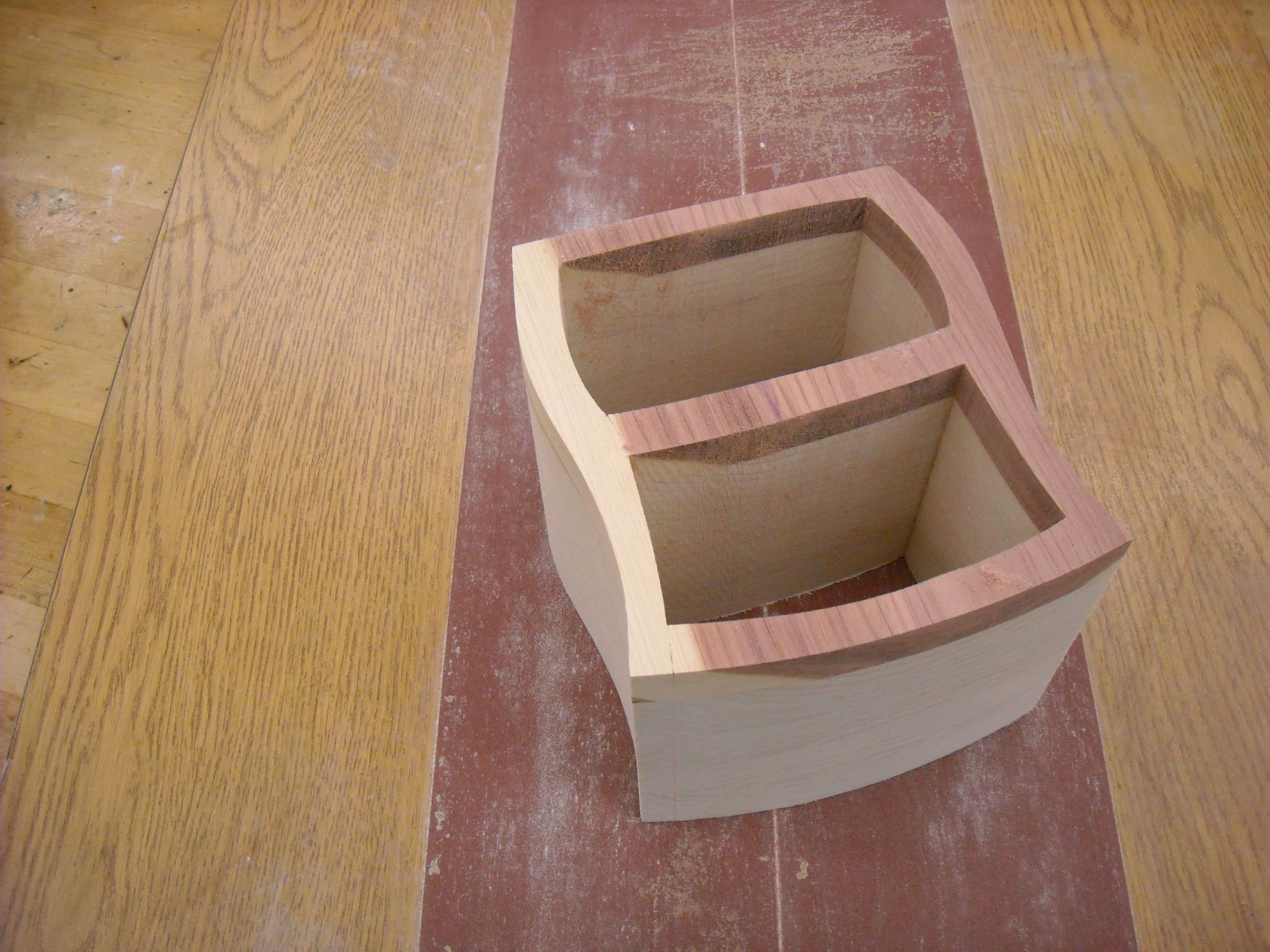 A Bandsaw Box KIDS Can Make : 9 Steps (with Pictures) - Instructables