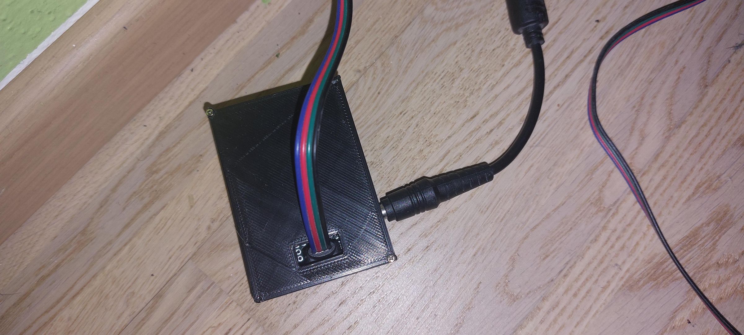 4Pin RGB Controller : 8 Steps - Instructables