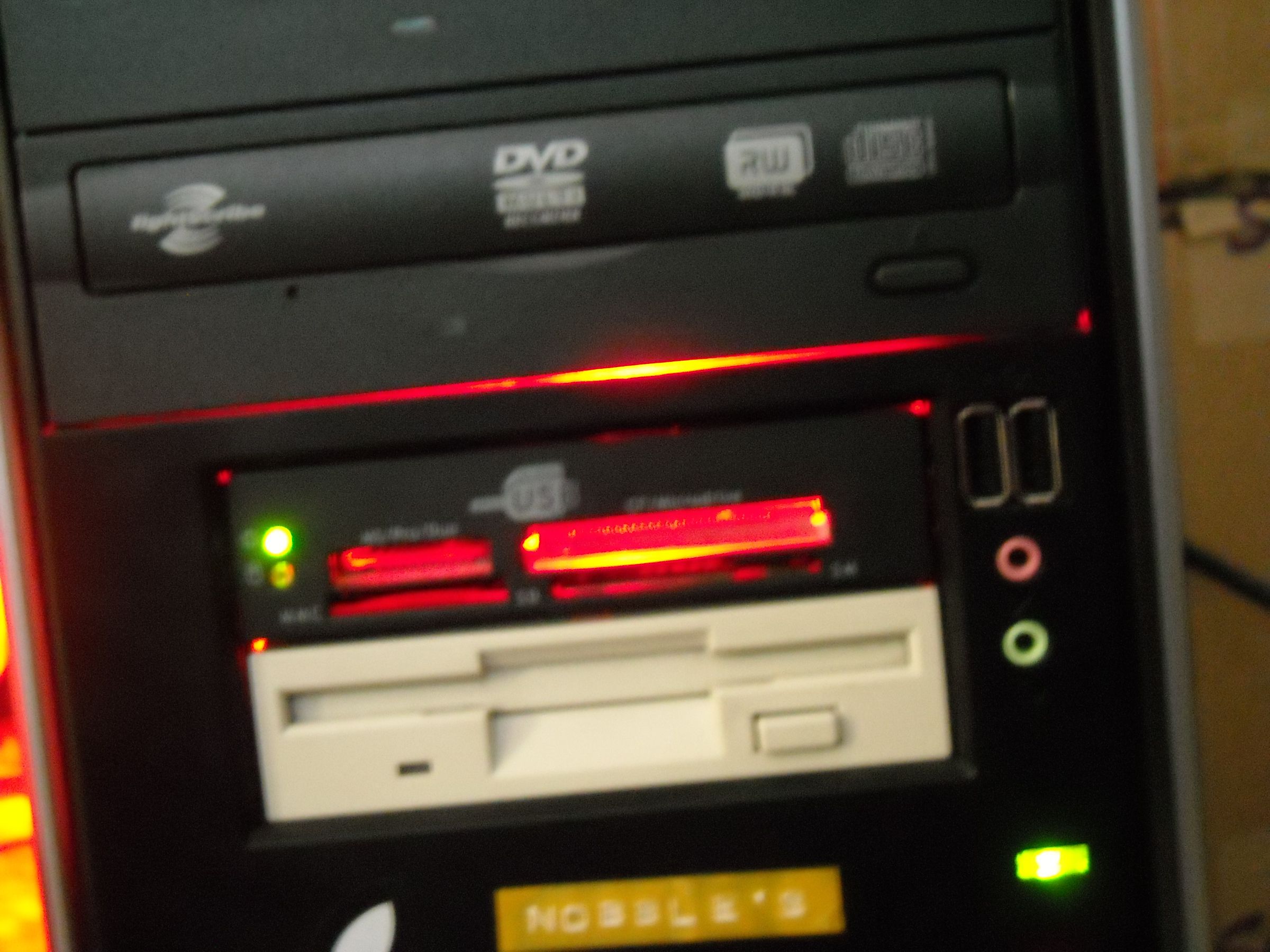 How To: DIY Modded Computer Case : 6 Steps - Instructables