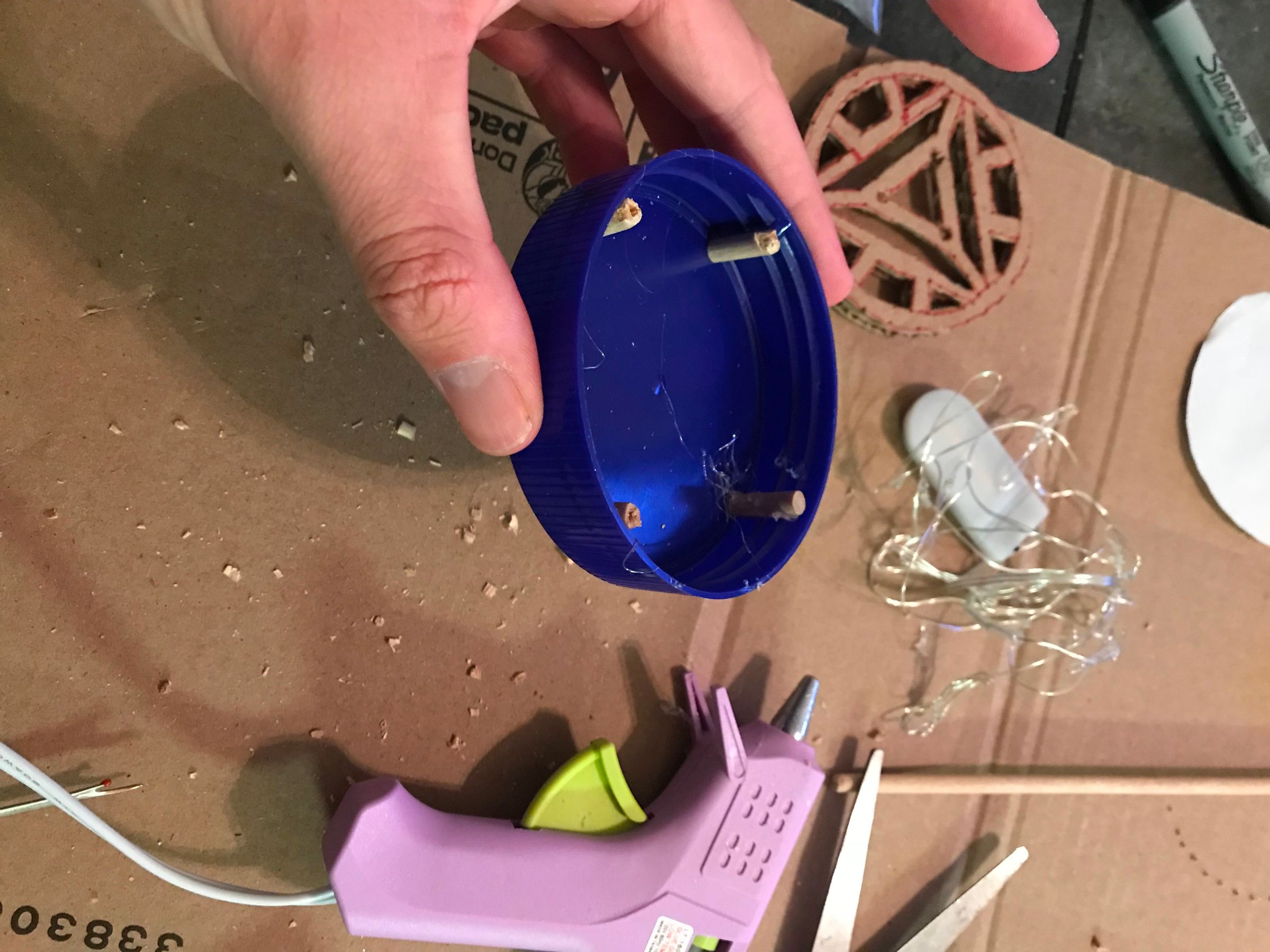 Iron Man Arc Reactor Super Cheap and Easy - Instructables