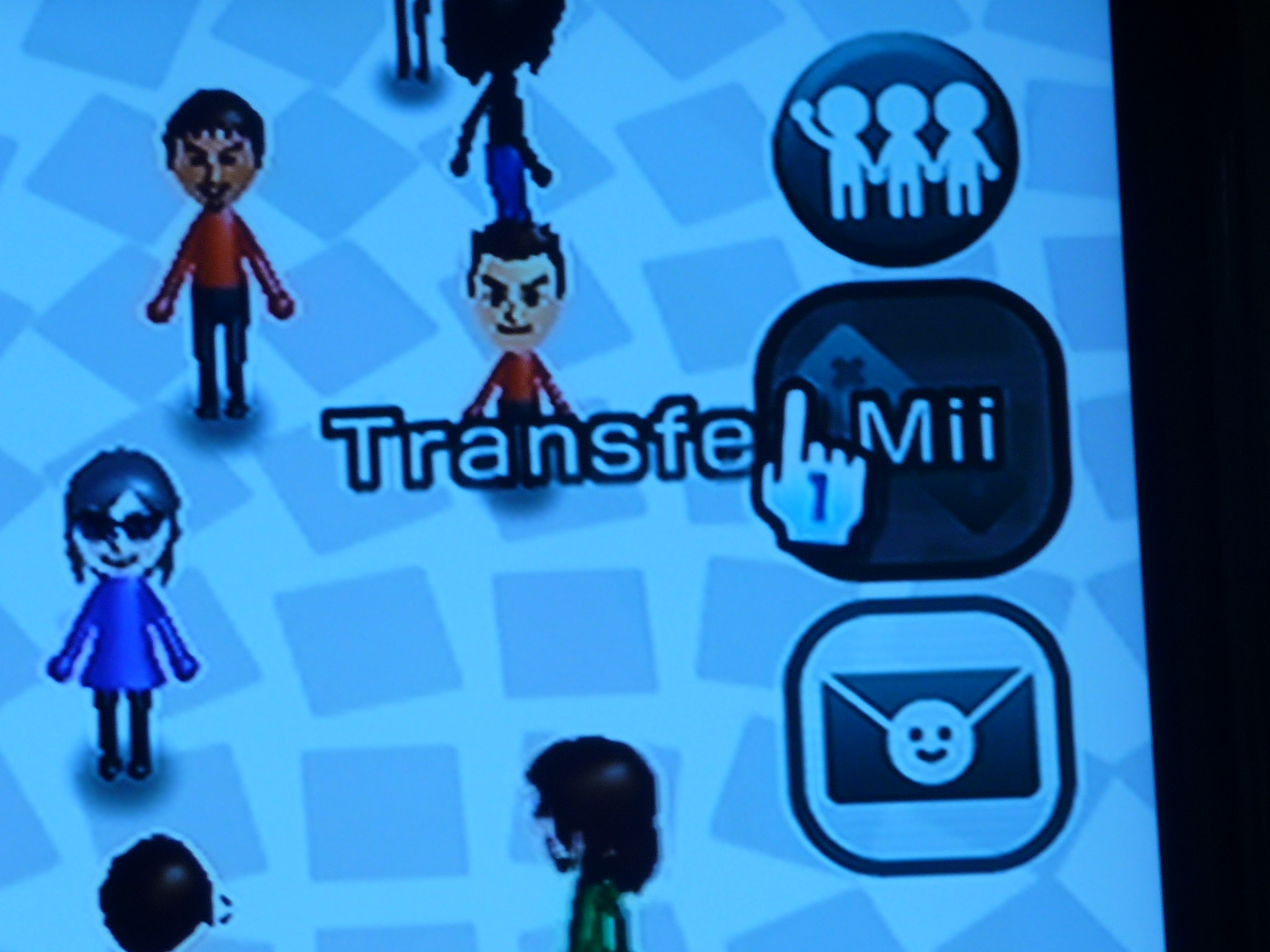 With Gold Pants Mii Characters