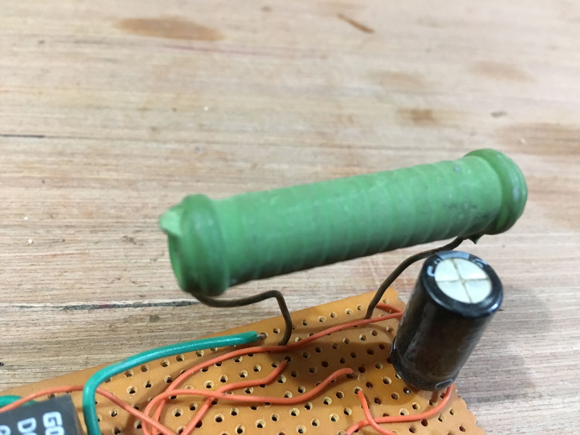 DIY Over Current Protection(Protect Your Sensitive Circuits) : 4 Steps ...