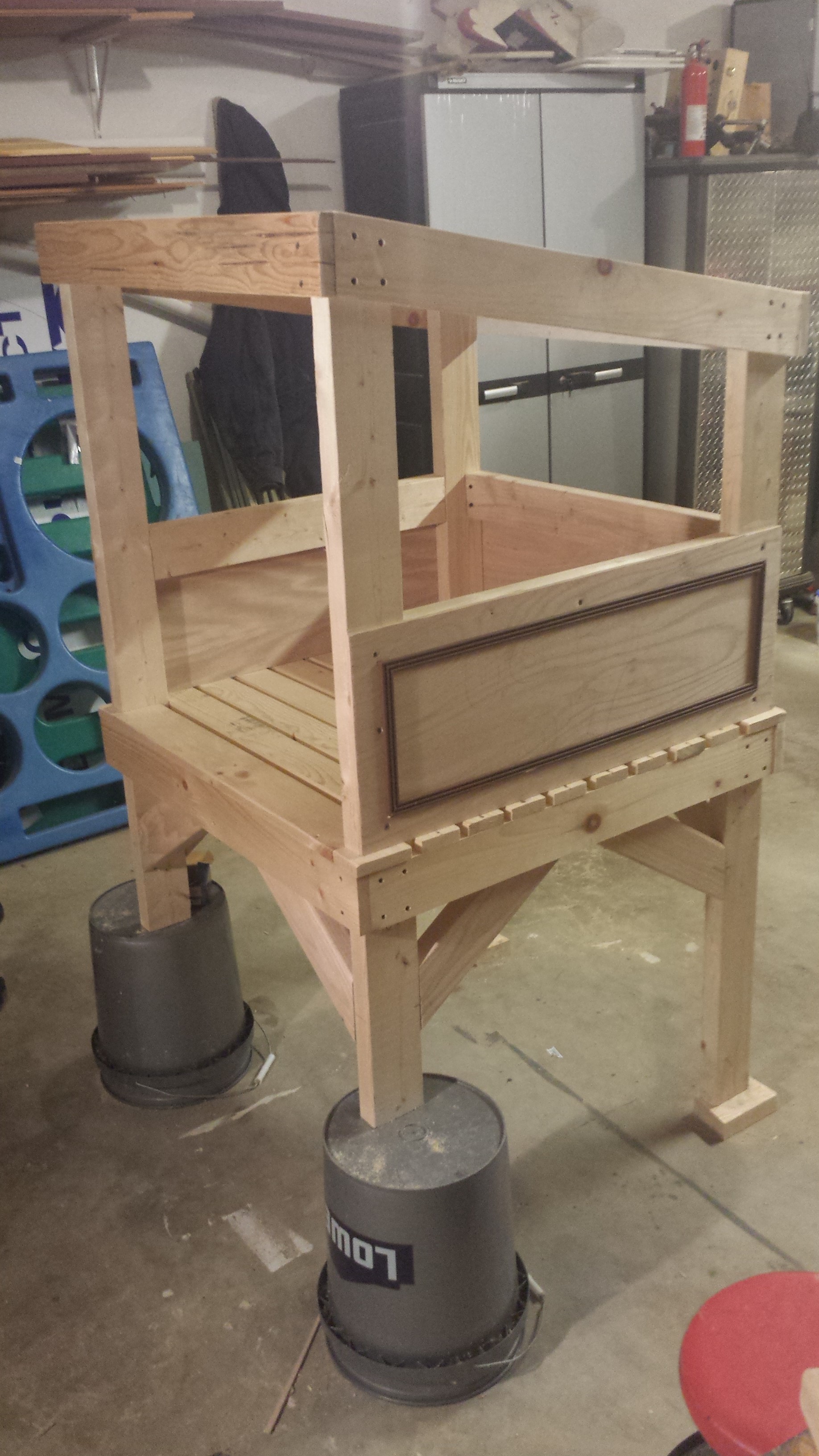 Kid Sized Life Guard Stand : 3 Steps - Instructables