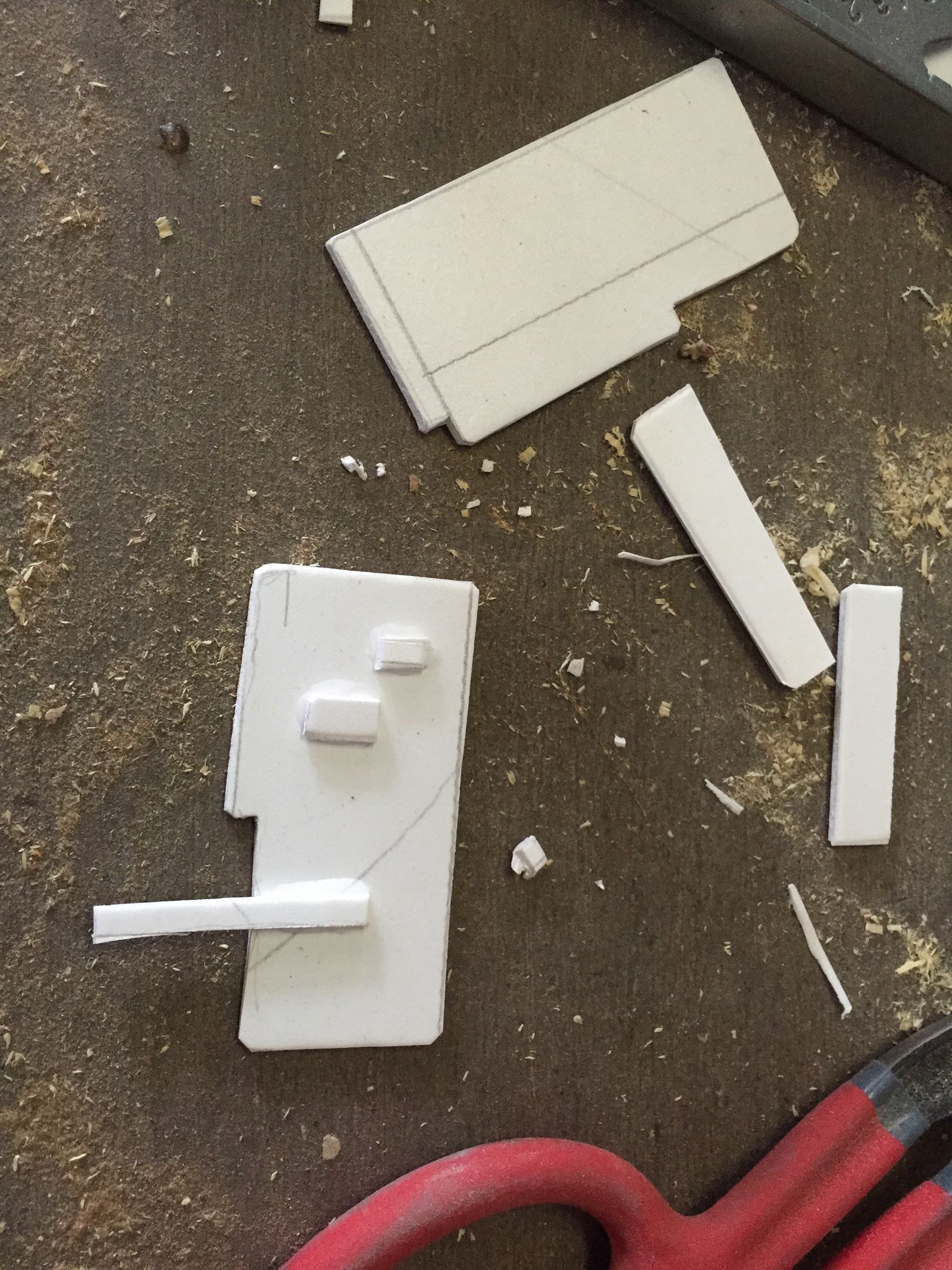 DIY Star Wars Millennium Falcon Cockpit Playhouse : 17 Steps (with ...