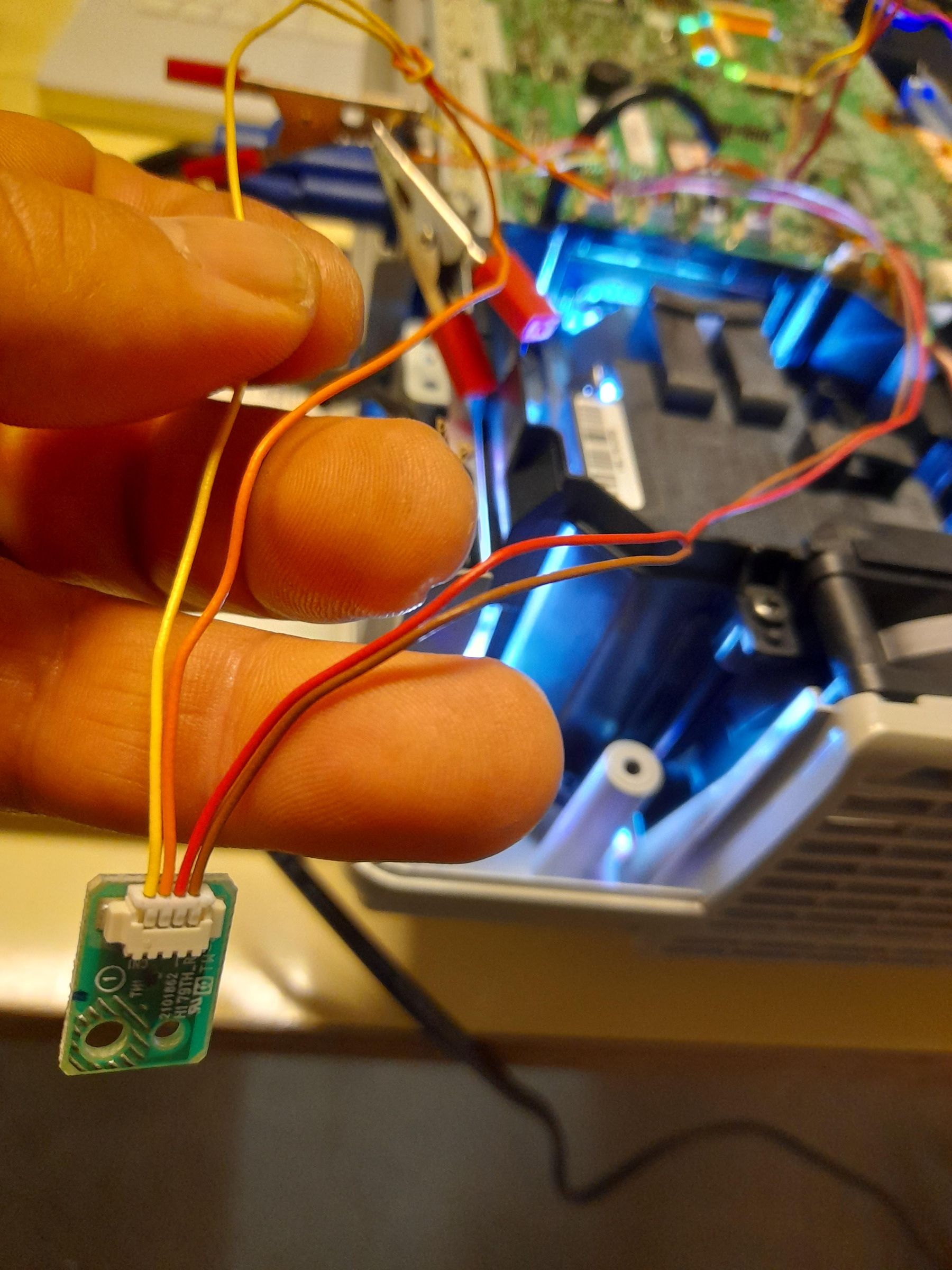 Epson Projector Temperature Sensor Repair : 4 Steps (with Pictures ...