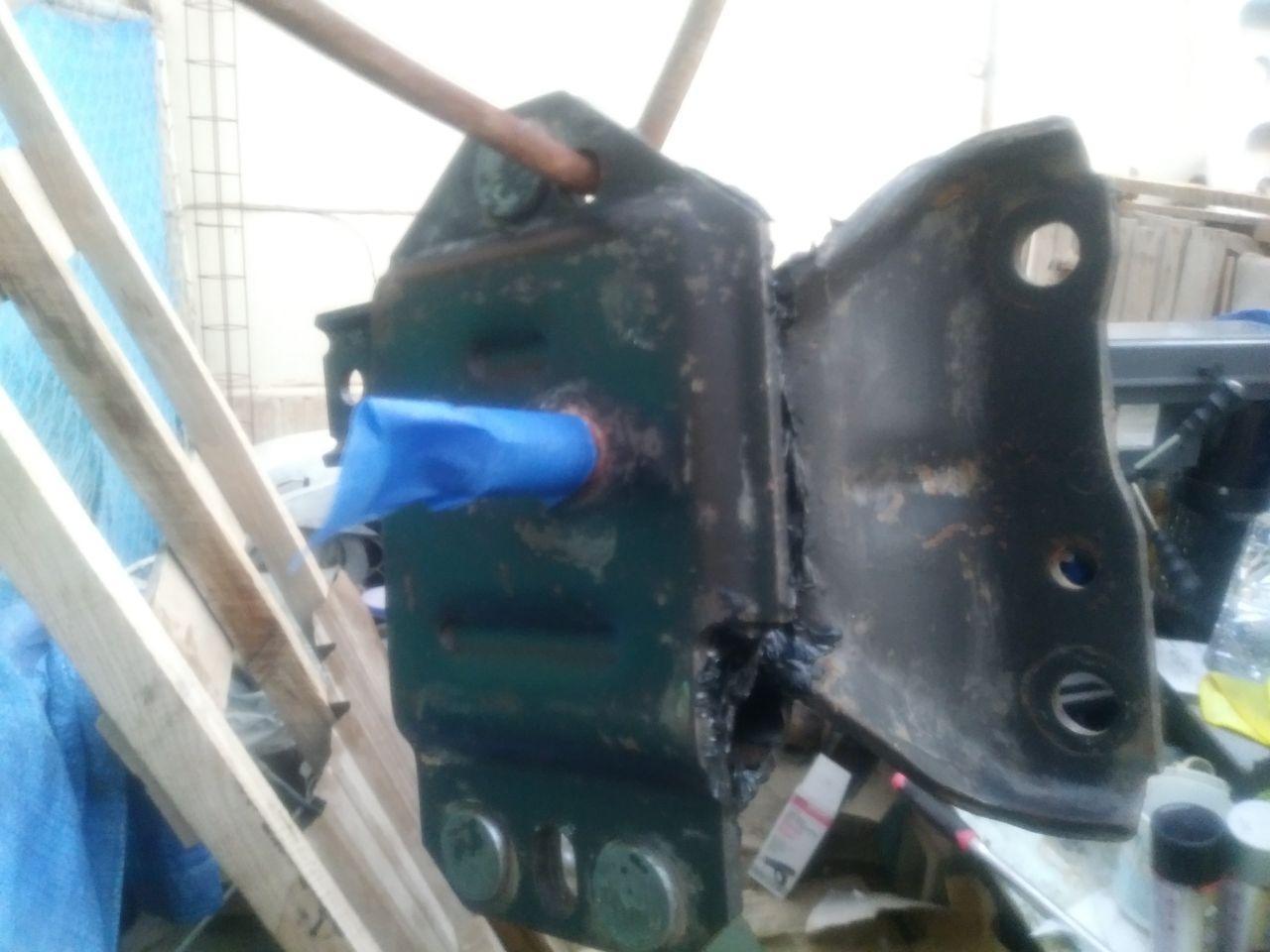 DIY Engine Mounts Rebuild for Cheap : 3 Steps - Instructables