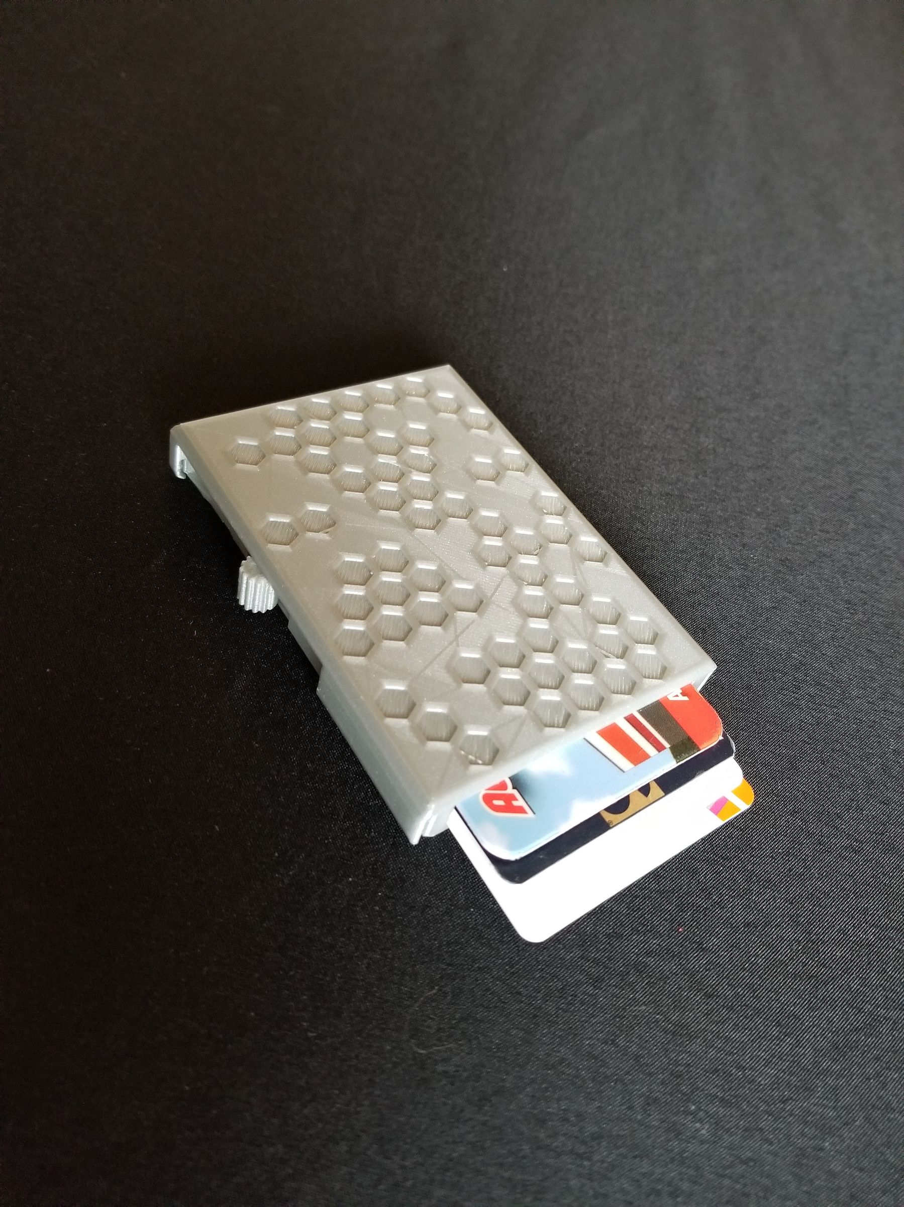 Fully 3D Printed Card Wallet With Card Pusher : 3 Steps (with Pictures ...